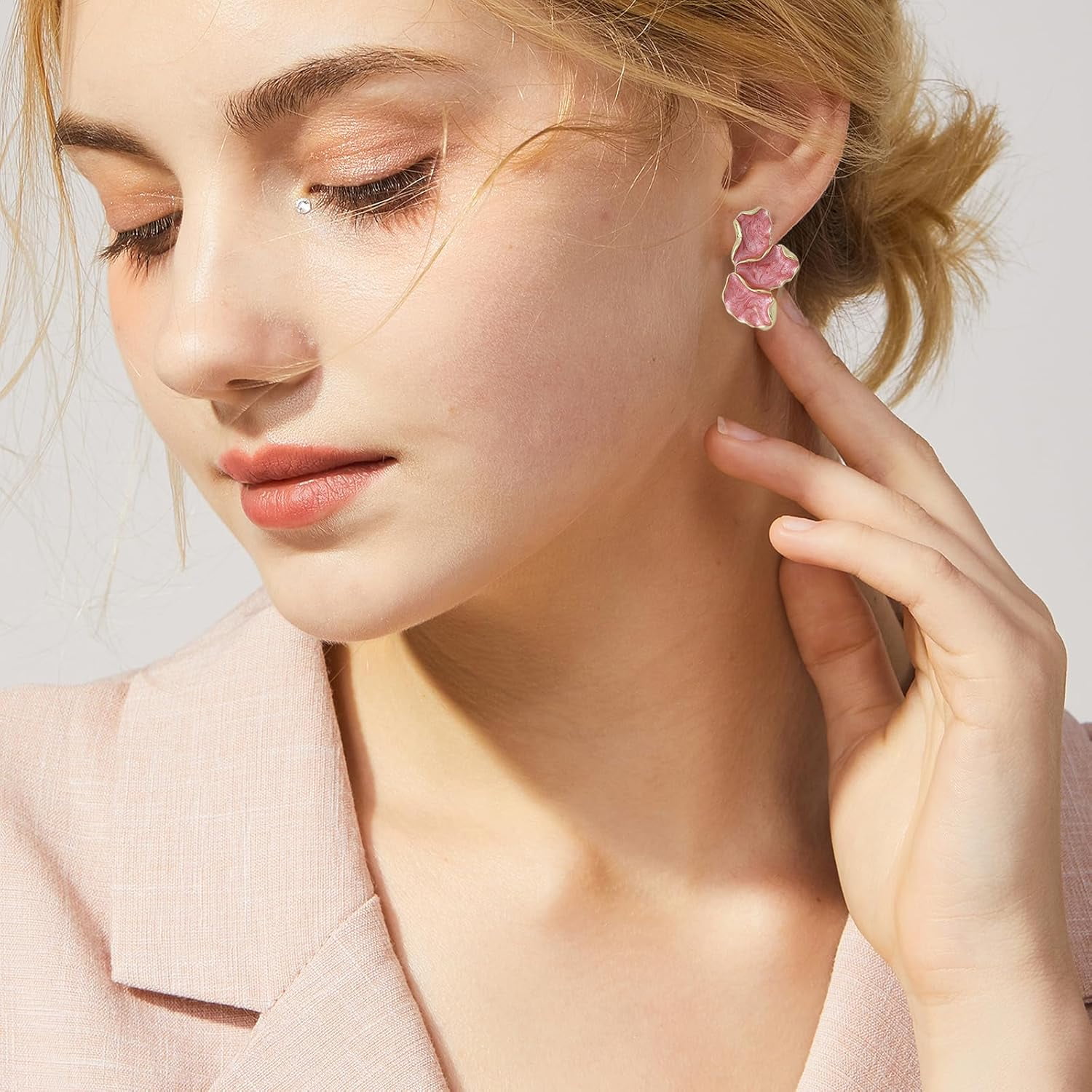 Jeanbeau Gold Flower Petal Stud Earrings For Women, Trendy Statement ...