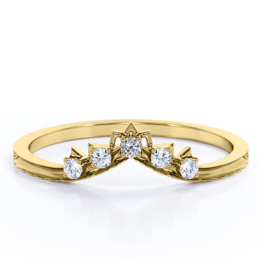 JeenMata Crown Design 0.10 TCW Round Shape Moissanite Chevron Wedding ...