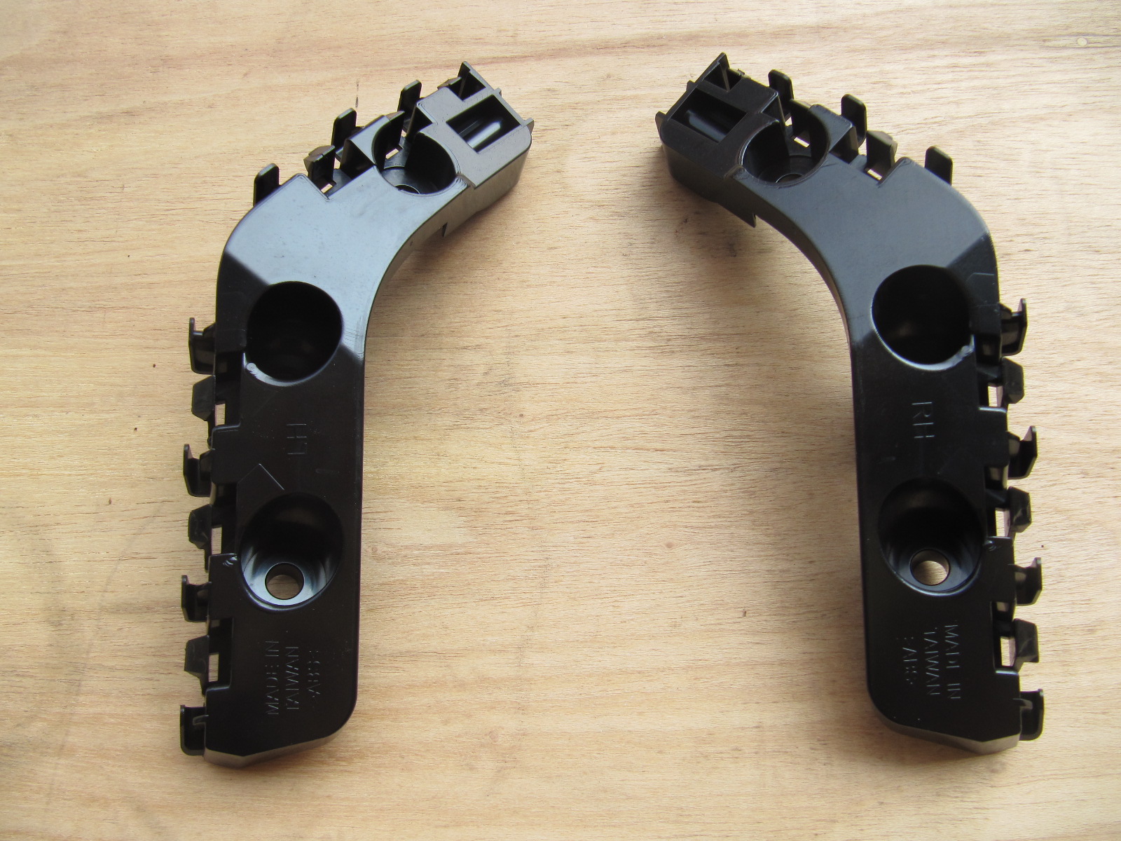 Front Support Bumper Bracket LH+RH CH1032103 for Jeep Grand Cherokee ...