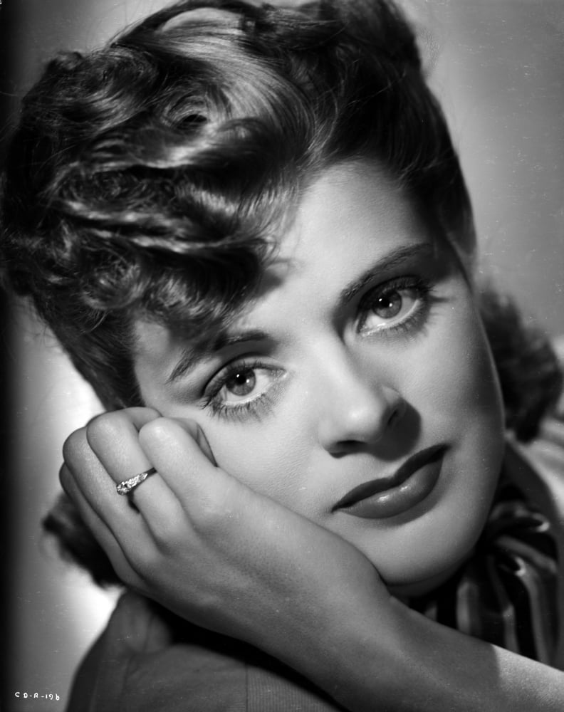 Jeff Donnell Portrait in White Linen Dress Photo Print (8 x 10 ...