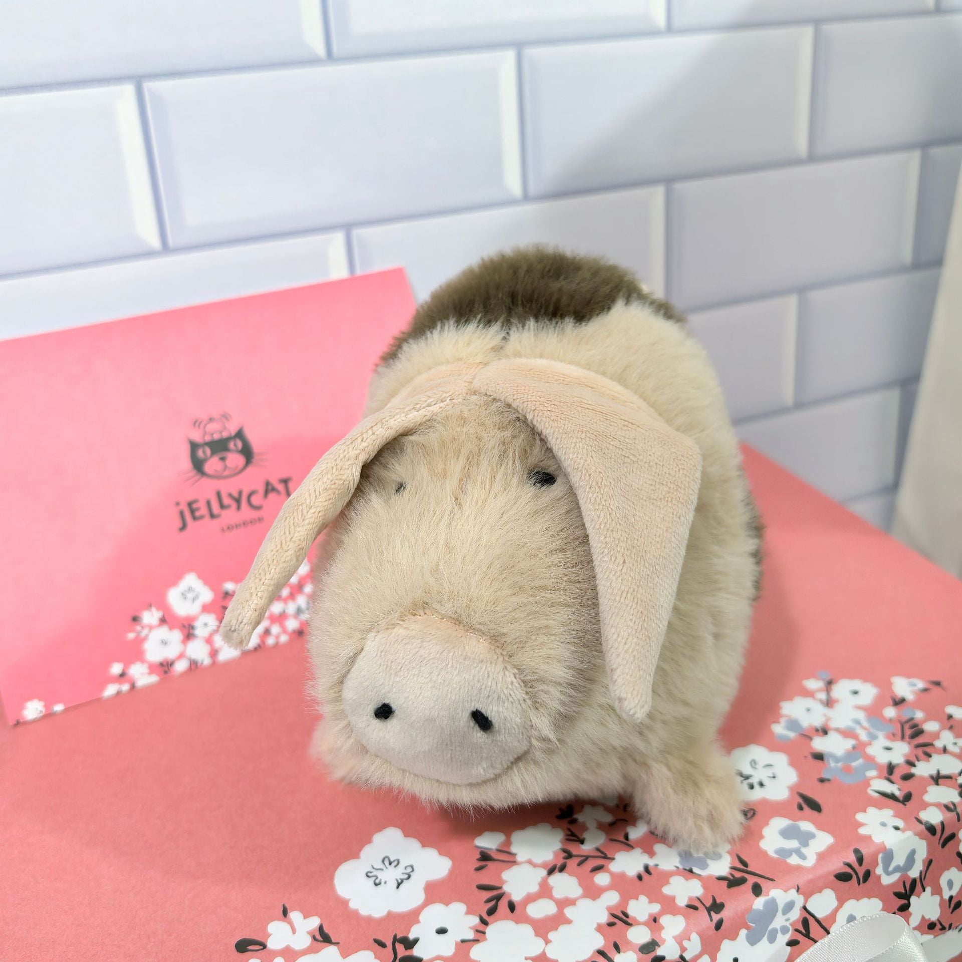 JellyCat Xigoth Spotted Pig Small Soothing Plush Toy Little Flower Pig ...