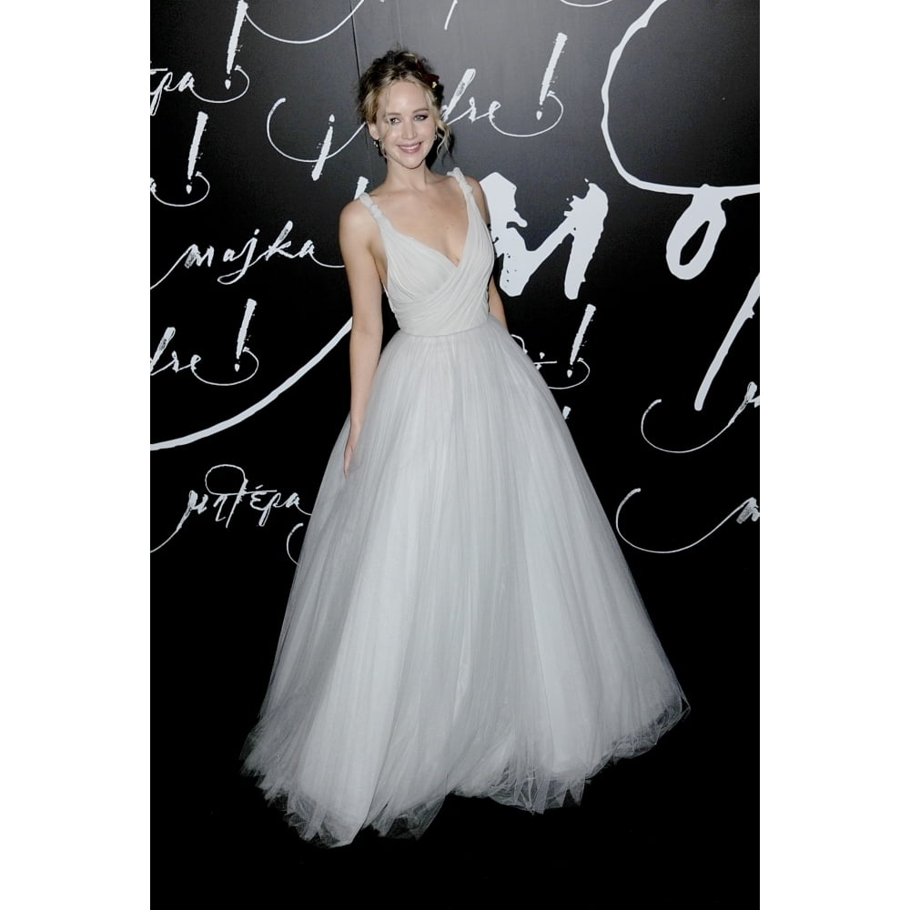 Jennifer Lawrence At Arrivals For Mother Premiere Radio City Music Hall ...