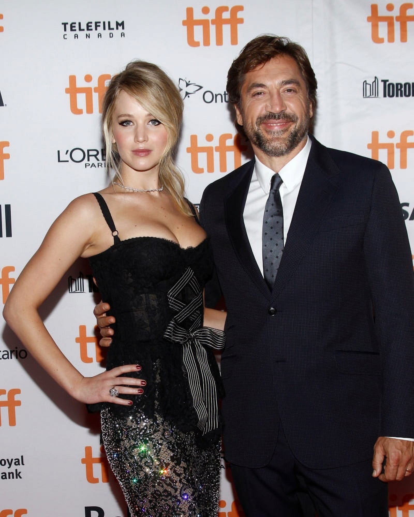 Jennifer Lawrence Javier Bardem At Arrivals For Mother Premiere At ...