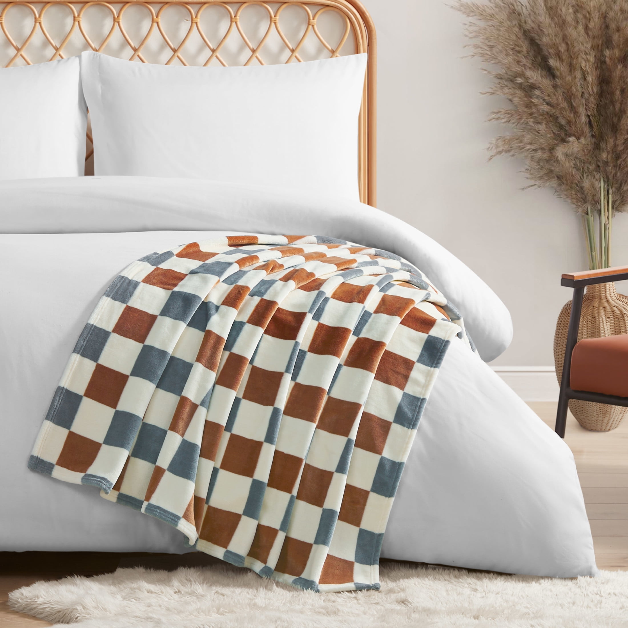 Jessica Simpson Plush Throw Blanket, Rust / Gray, 50" x 70" - Walmart.com