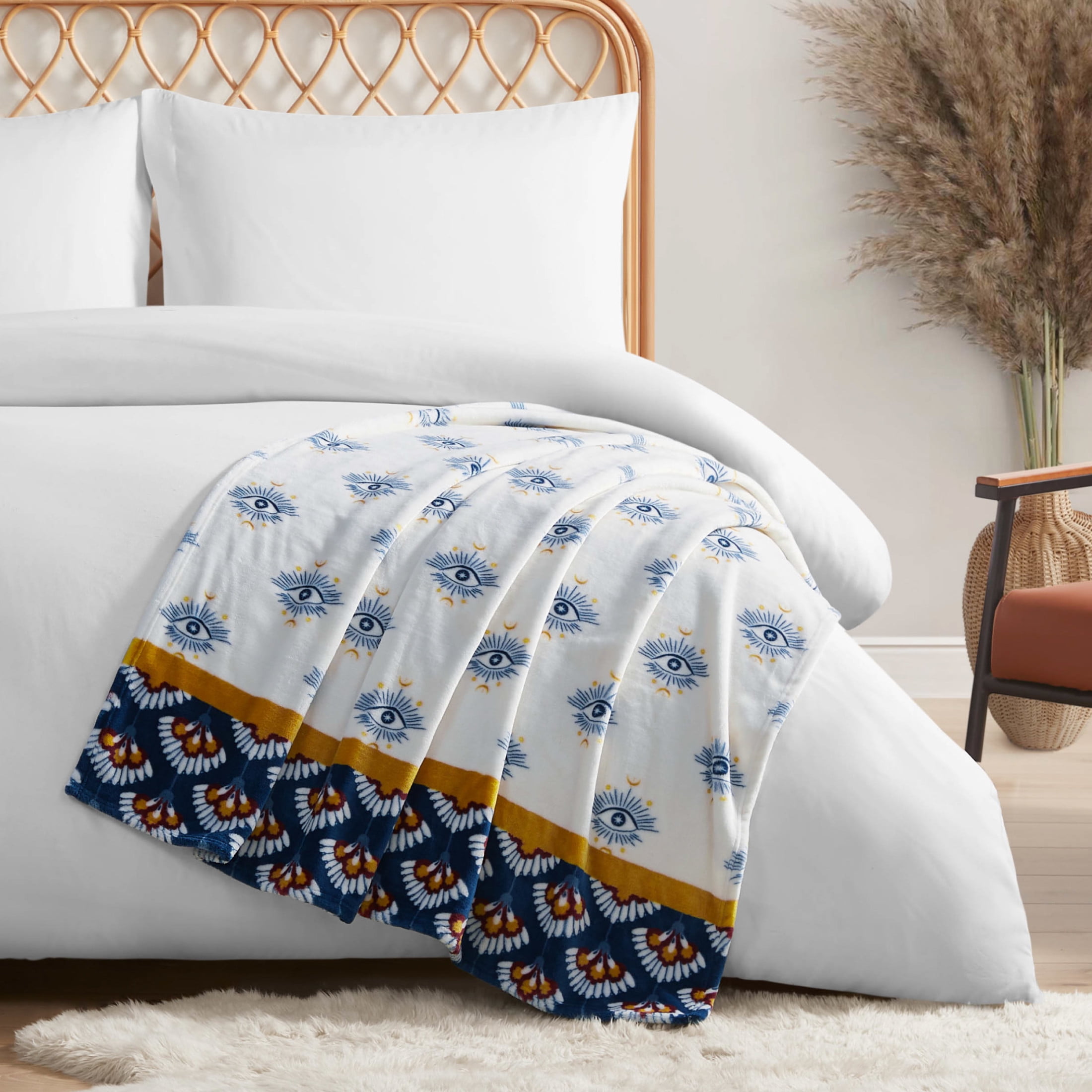 Jessica Simpson Plush Throw Blanket White Navy 50x70 Cozy Comfort ...