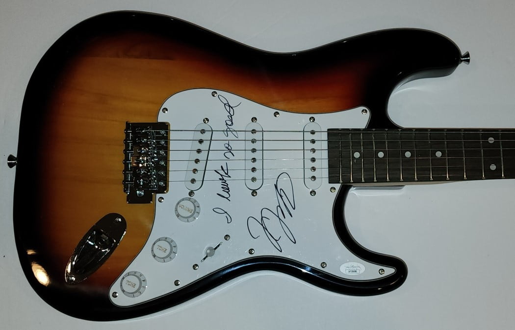 Jessie James Decker Signed Autographed Electric Guitar "I Look So Good ...
