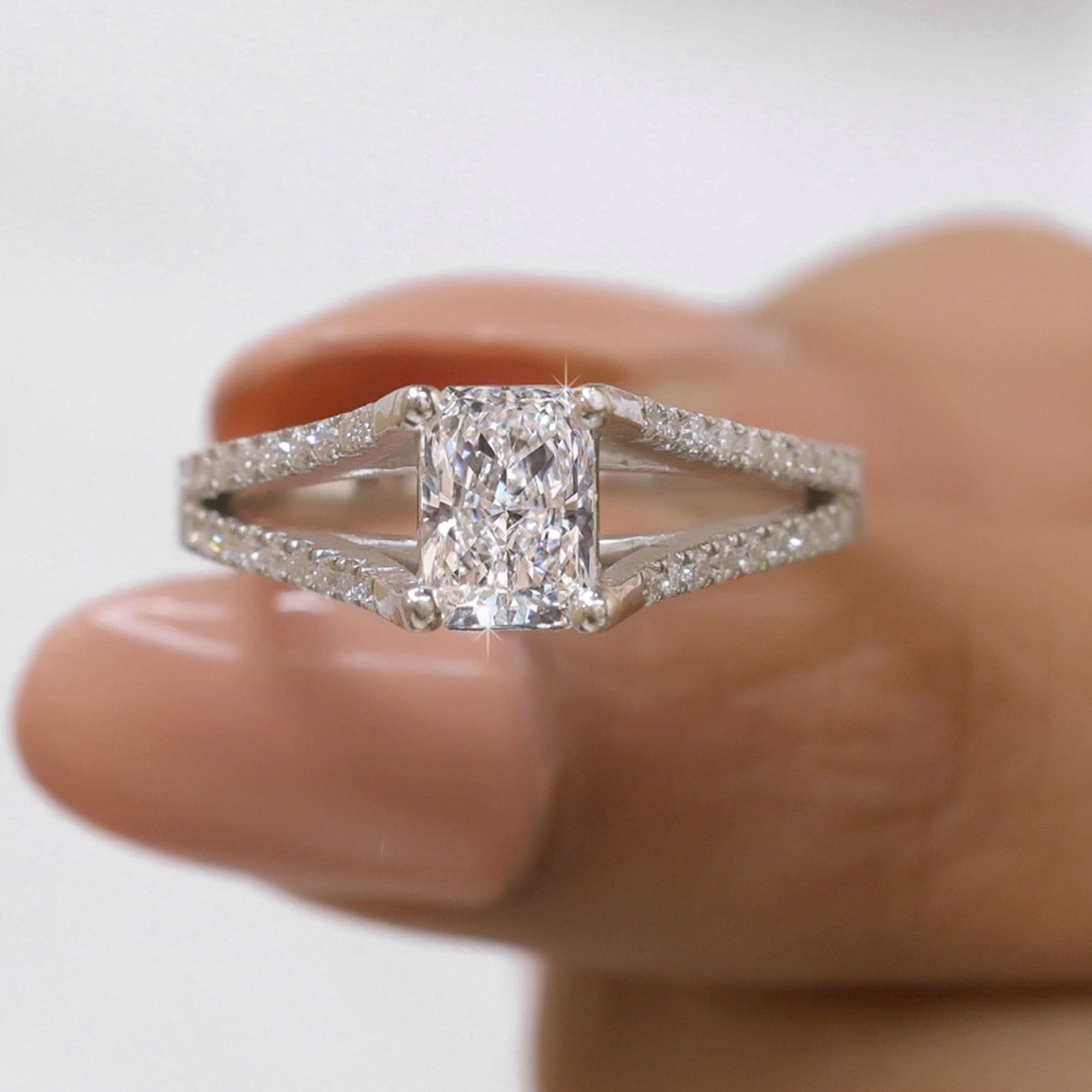 JEWELEGANT 1 Ct Radiant Moissanite Ring - Radiant Diamond Split Shank ...