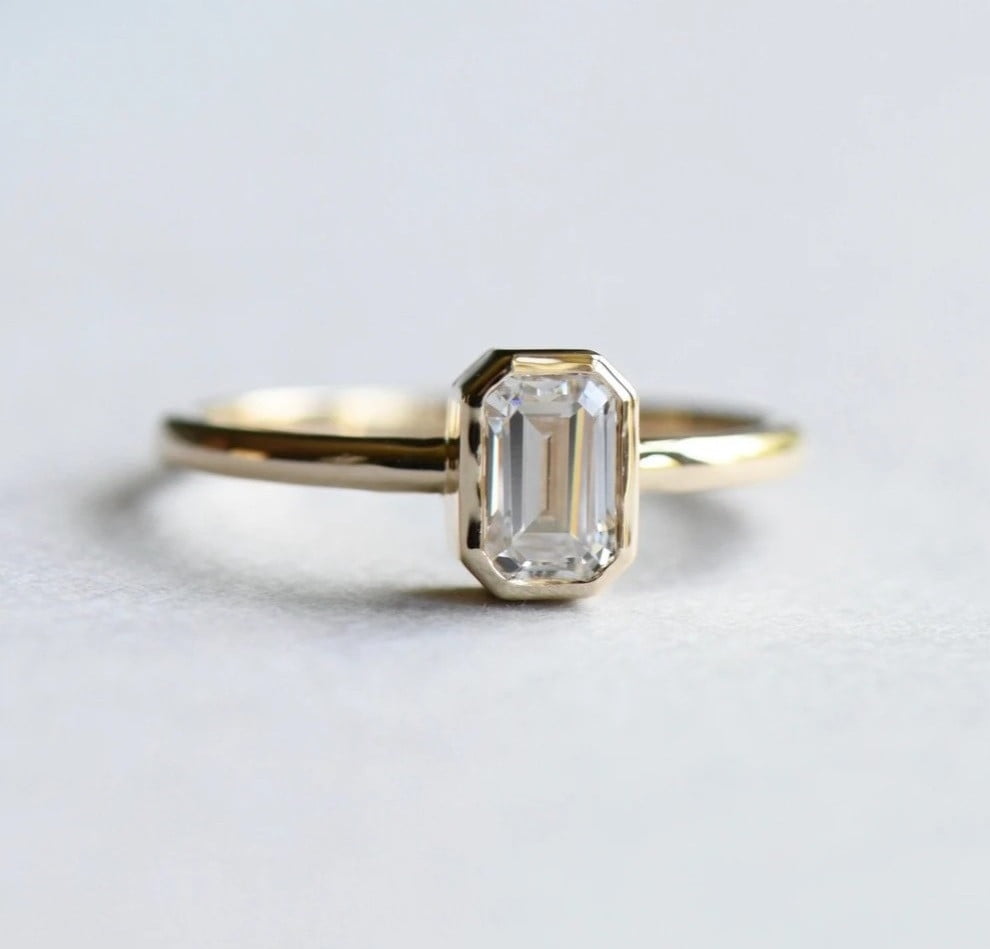 Jewelerix Minimalist 10K Yellow Vermeil Gold Moissanite Diamond Ring ...