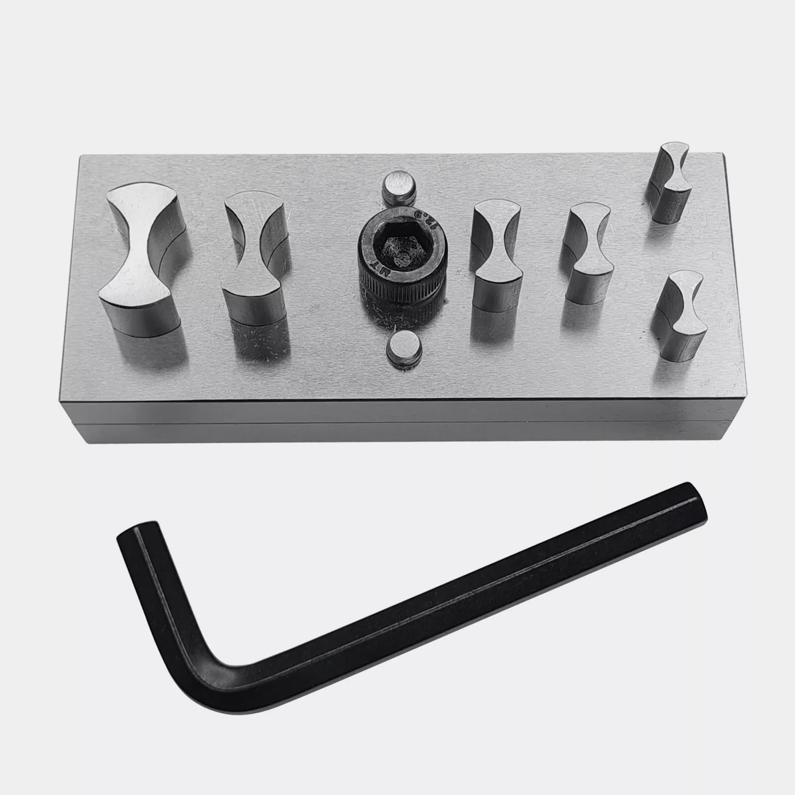 Jewelry Chain Shape Disc Cutter with Set of 6 Punches - Size 5mm to ...