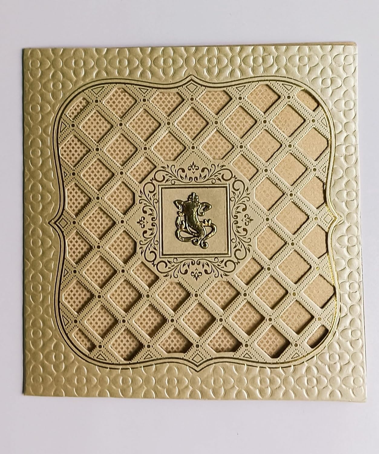 Jhankaar Handicraft Latest Trending wedding card for invitation white ...