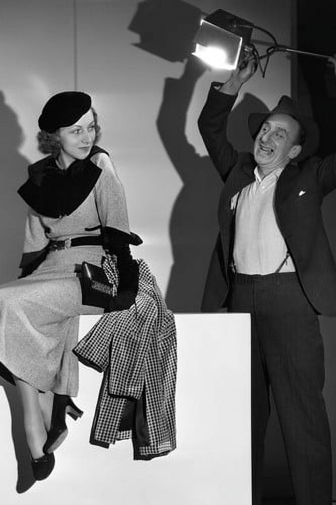 Jimmy Durante and Karen Morley shining light on sitting model 24x36 ...