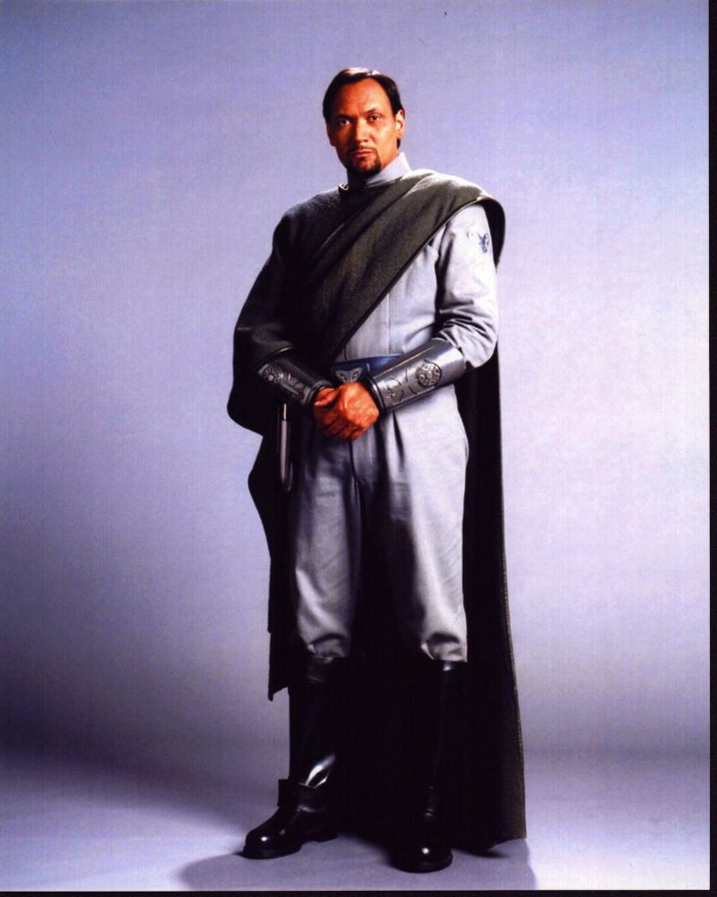Jimmy Smits In Costume For Star Wars: Episode Iii - Revenge Of The Sith ...