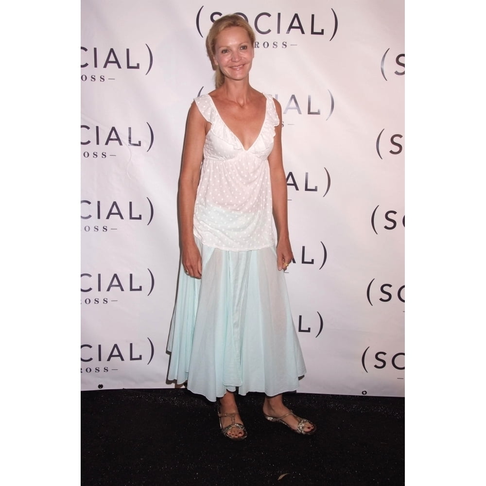 Joan Allen In Attendance For Hampton Social Concert With Dave Matthews ...