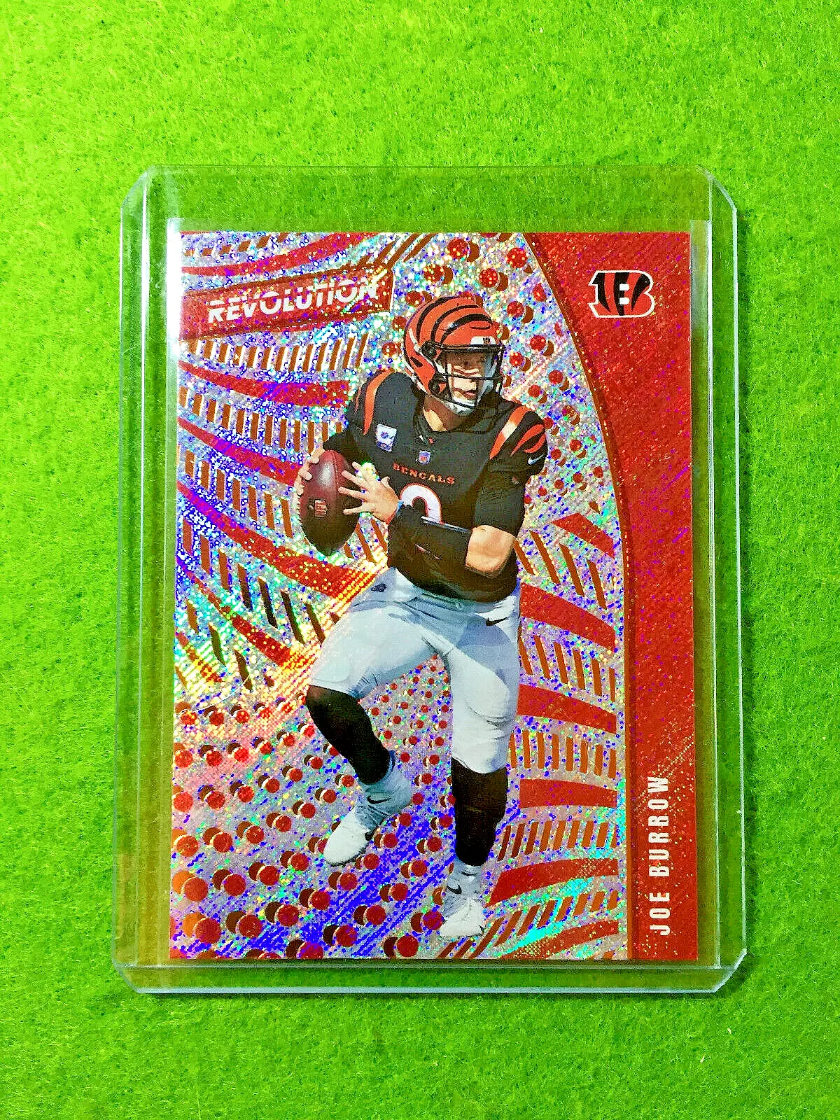 Joe Burrow REVOLUTION PRIZM RAPTURE CARD JERSEY #9 BENGALS SP 2021 ...