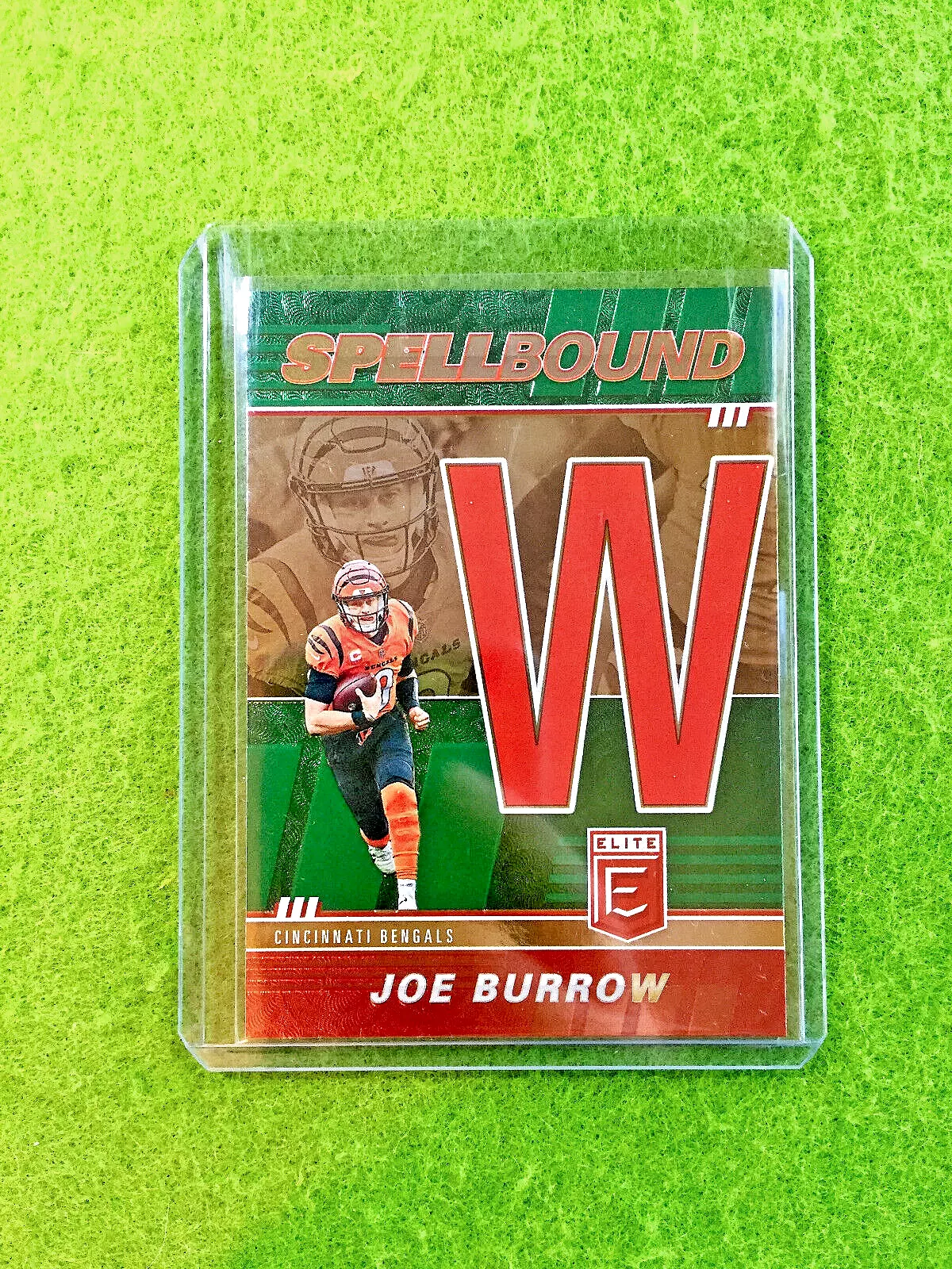 Joe Burrow SPELLBOUND W CARD JERSEY #9 BENGALS 2022 Elite JOE BURROW ...