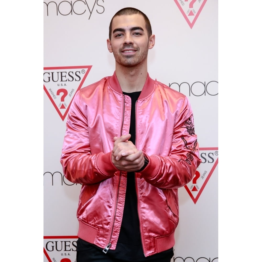 Joe Jonas At In-Store Appearance For Guess Launches New Men'S Underwear ...