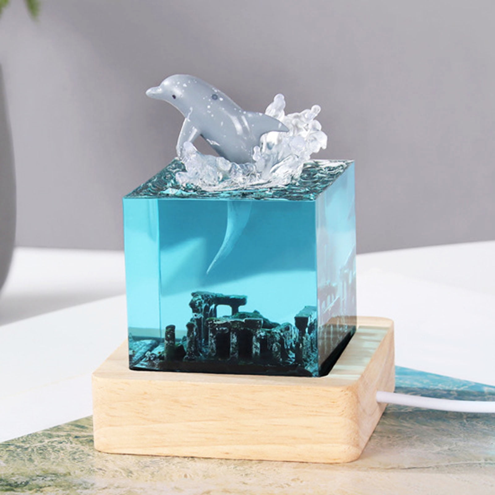Joernso Deep Sea Night Light Resin Deep Sea Diving Whale Night Light ...