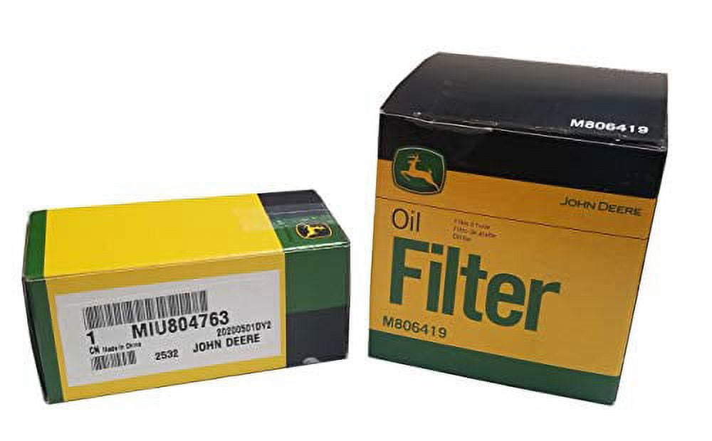 John Deere Original Equipment Fuel and Oil Filter M806419/MIU804763 Kit ...