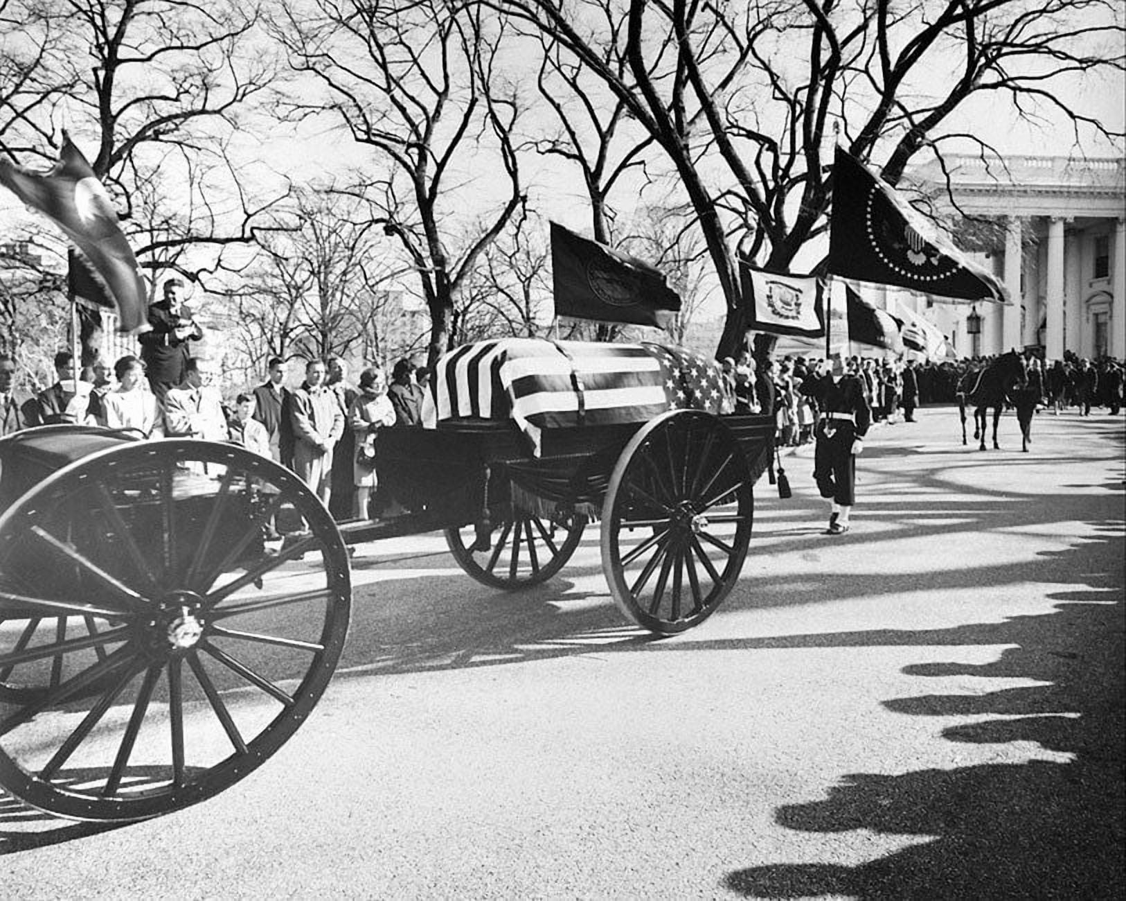 John F. Kennedy Casket on Caisson Wagon - Style A - 20x30 Inch Glossy ...