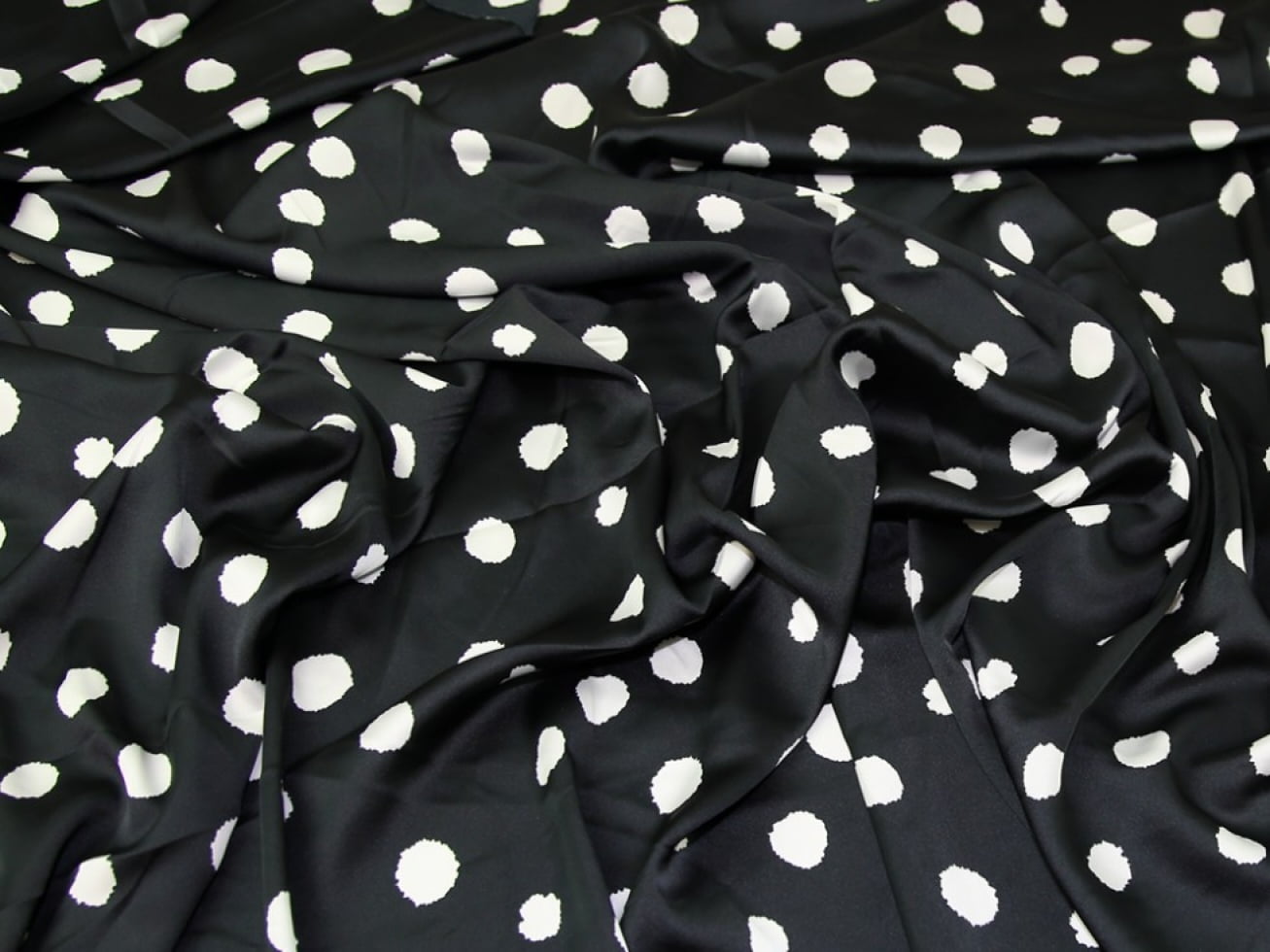 John Kaldor Cassandra Charmeuse Silky Satin Fabric Black & Ivory - per ...