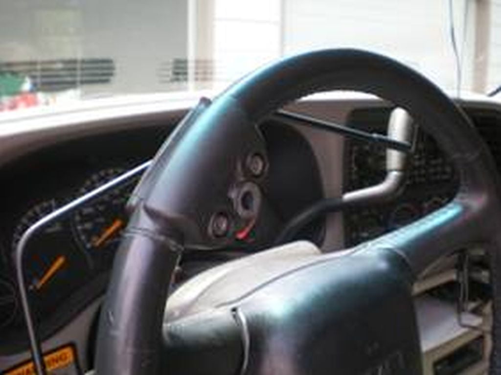 Johnson Hand Controls - Car Steering Wheel Spinner Knobs for Disabled ...