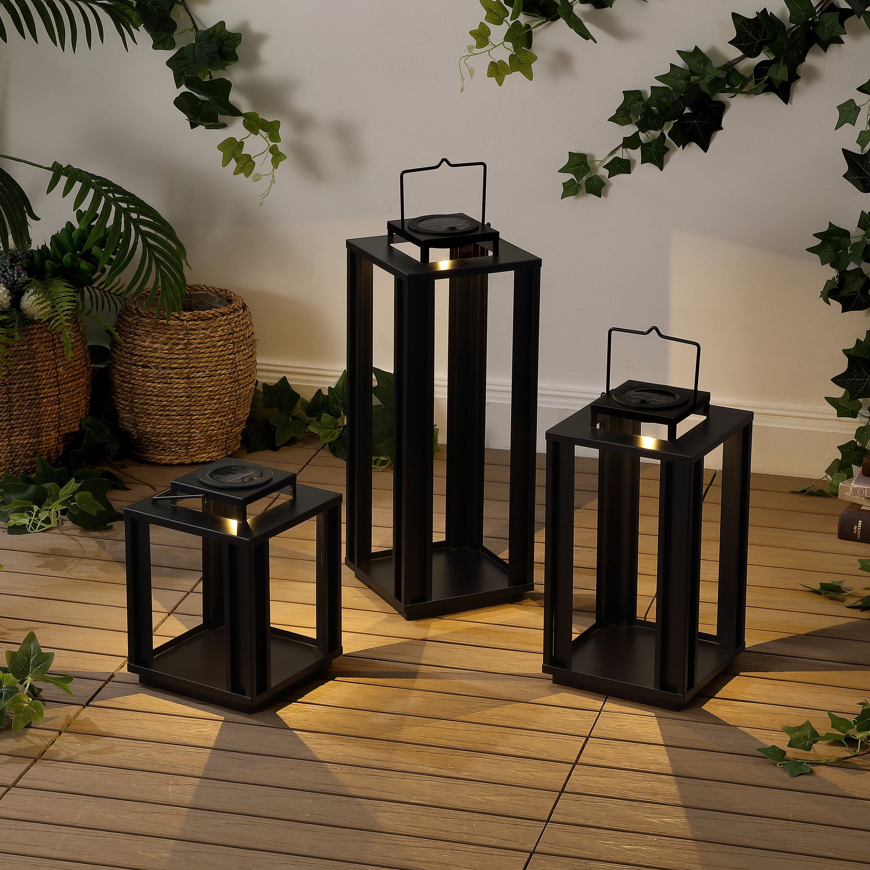 JONATHAN Y Leland Modern Industrial Integrated Indoor/Outdoor LED Solar ...