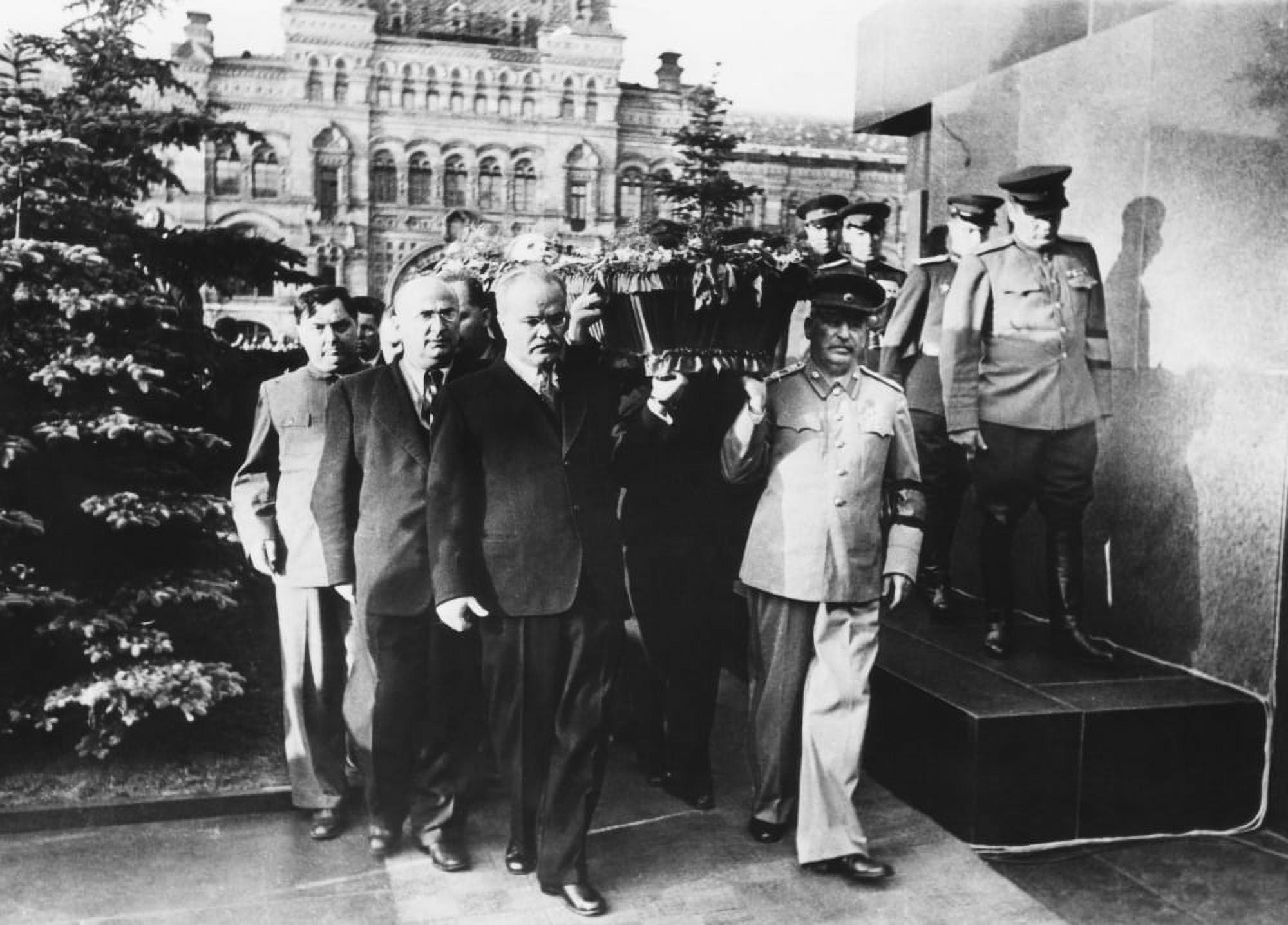 Josep Stalin And V.M. Molotov Were The Head Pallbearers For Kalinin ...