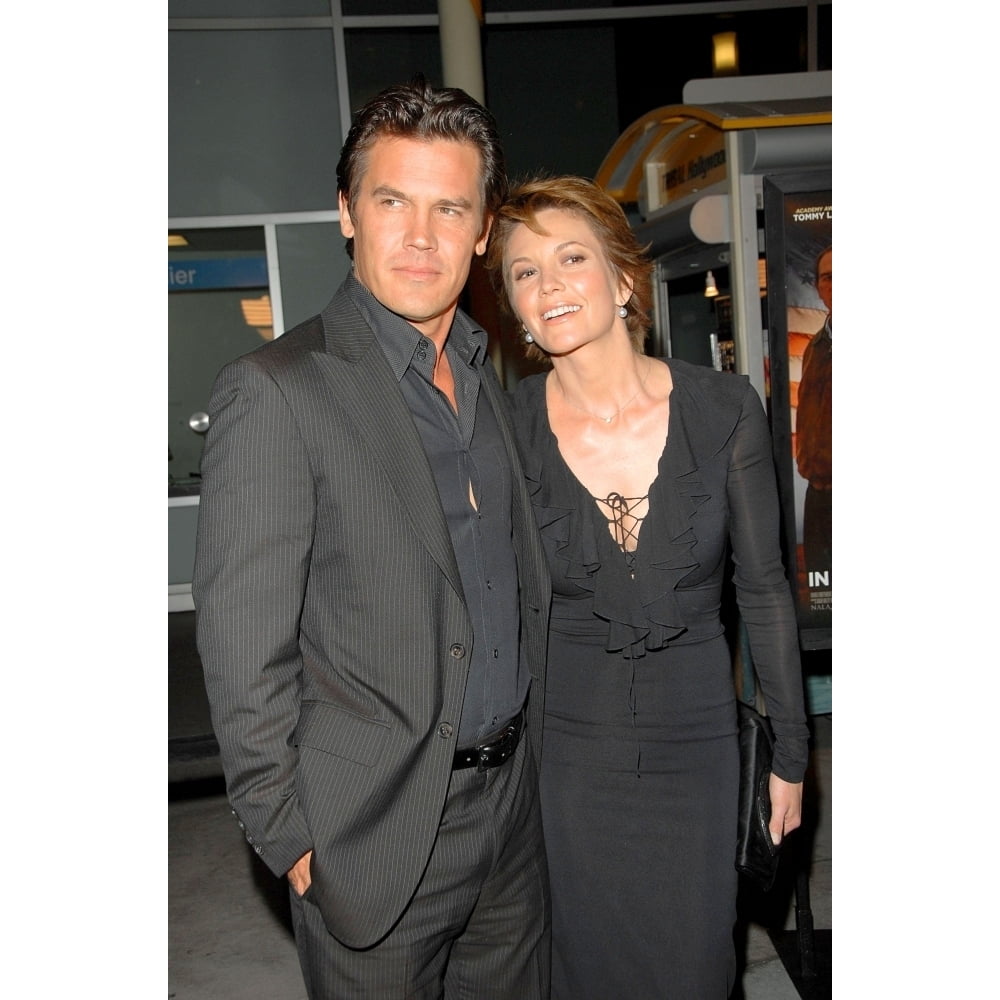 Josh Brolin Diane Lane At Arrivals For In The Valley Of Elah Premiere ...
