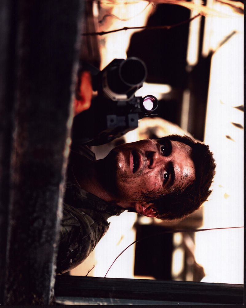 Josh Duhamel With Gun In Transformers Photo Print (8 x 10) - Item ...