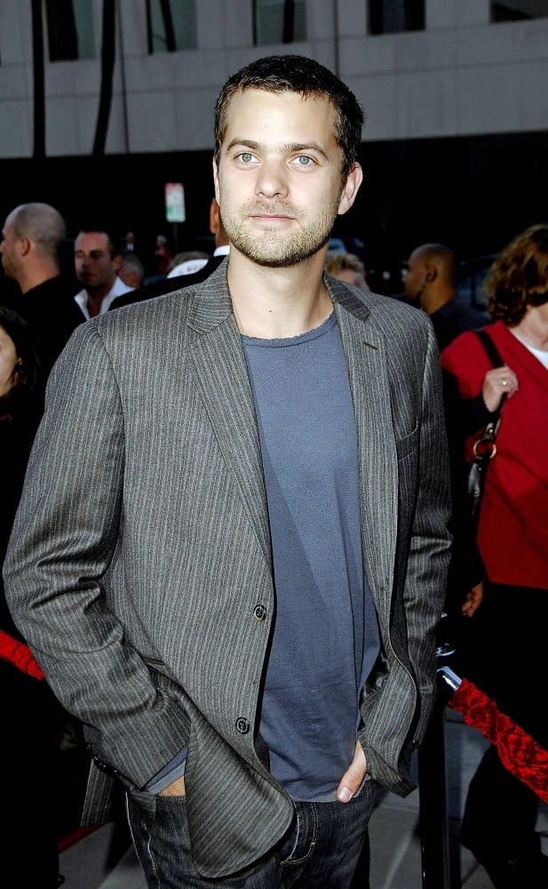 Joshua Jackson At Arrivals For Los Angeles Screening Of Sicko ...