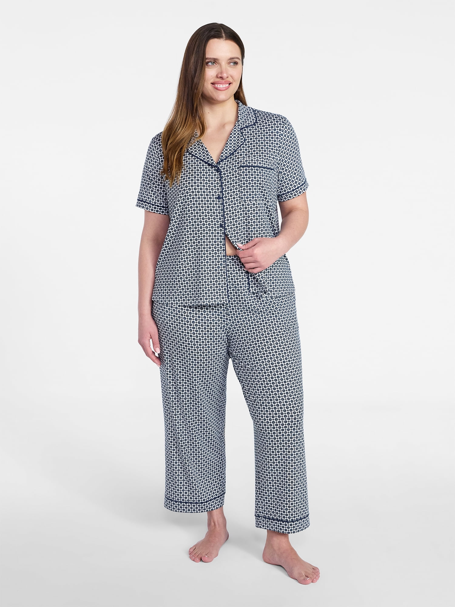 Joyspun Women's Dreamy Soft Collection Notch Collar Top and Capri Pants ...