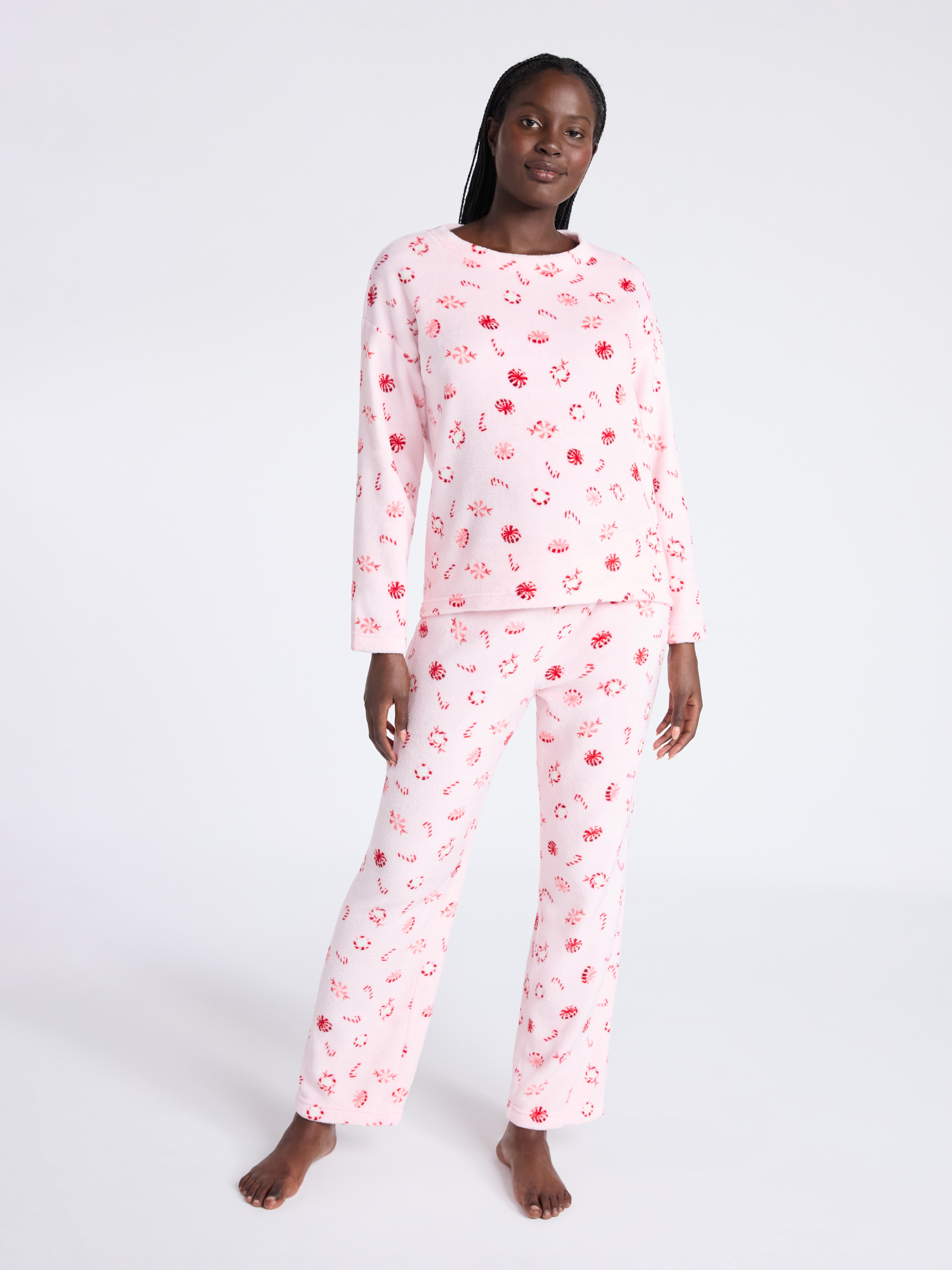Joyspun Women's Folded Giftable Plush Long Sleeve Top and Pants Pajamas ...