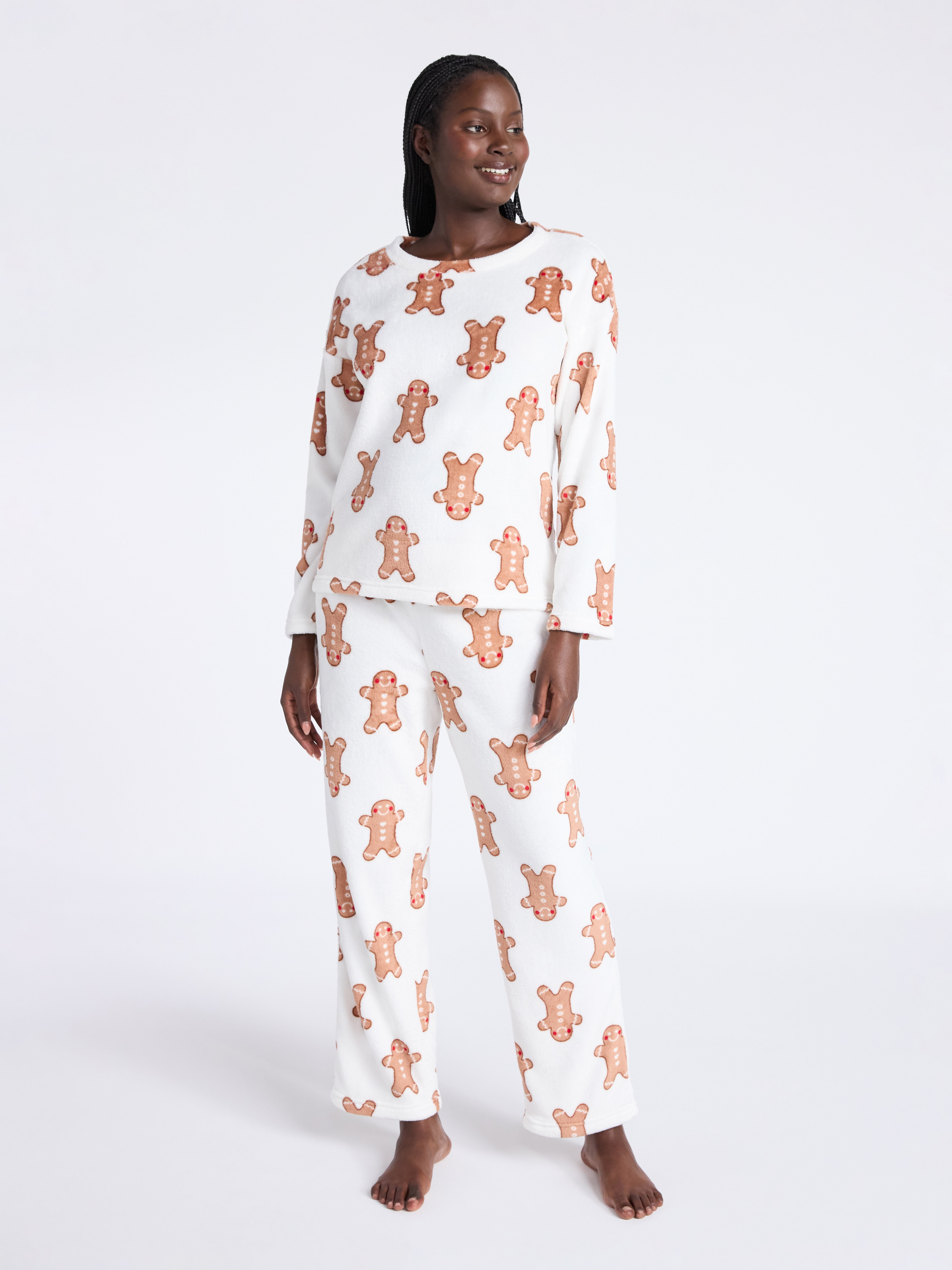Joyspun Women's Folded Giftable Plush Long Sleeve Top and Pants Pajamas ...