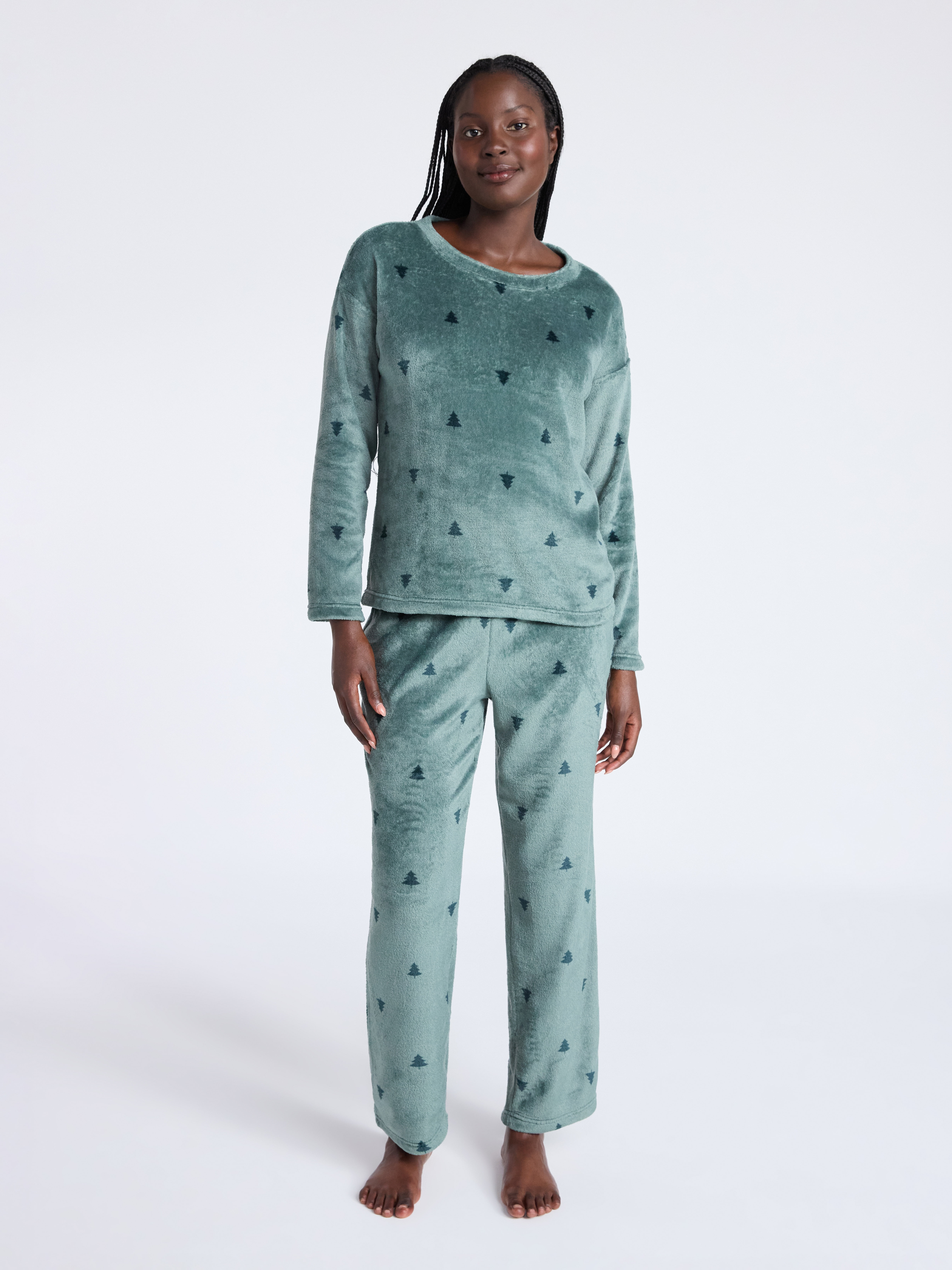 Joyspun Women's Folded Giftable Plush Long Sleeve Top and Pants Pajamas ...