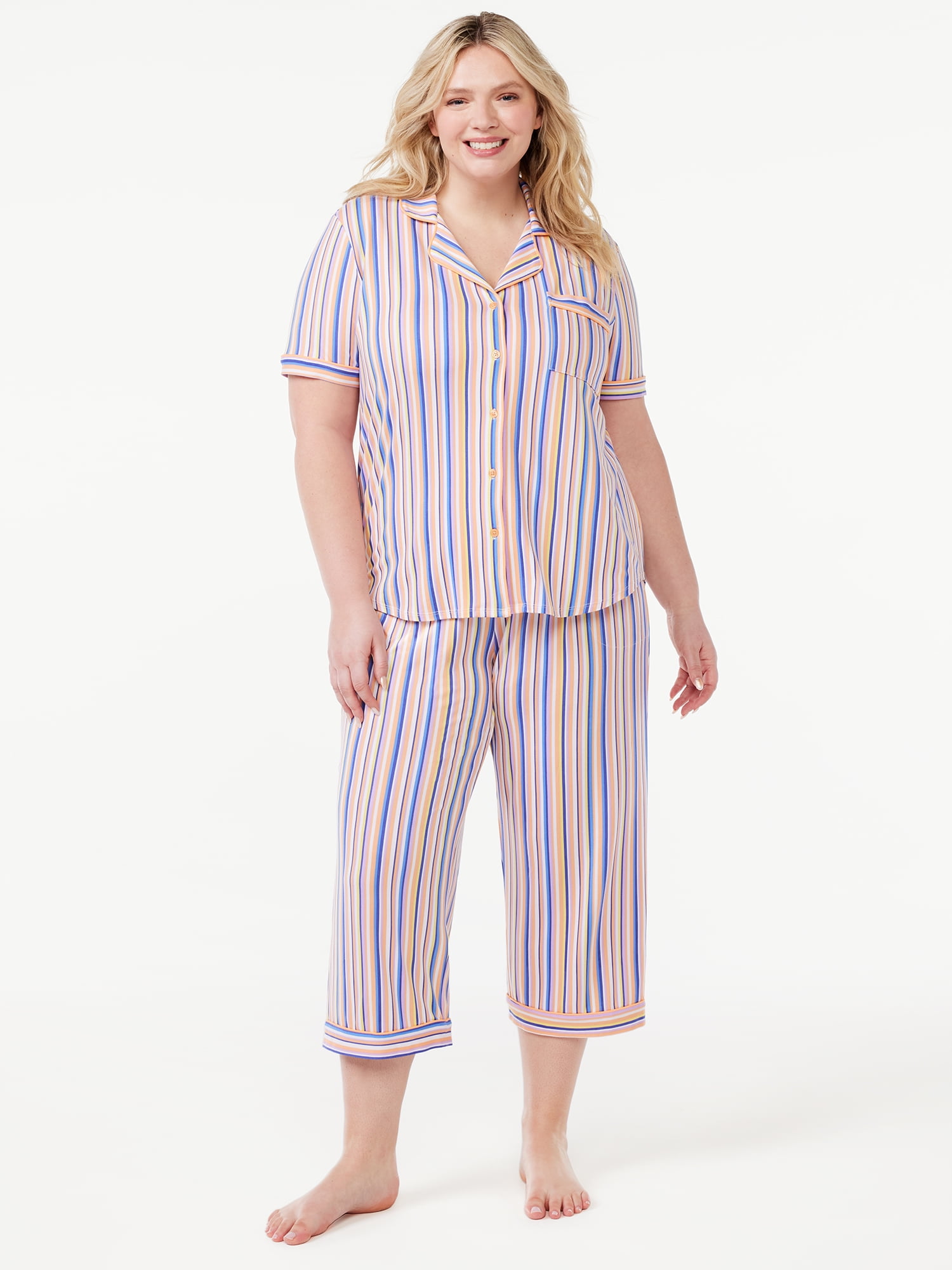 Joyspun Women's Notch Collar Top and Capris Sleep Set, 2-Piece, Sizes S ...