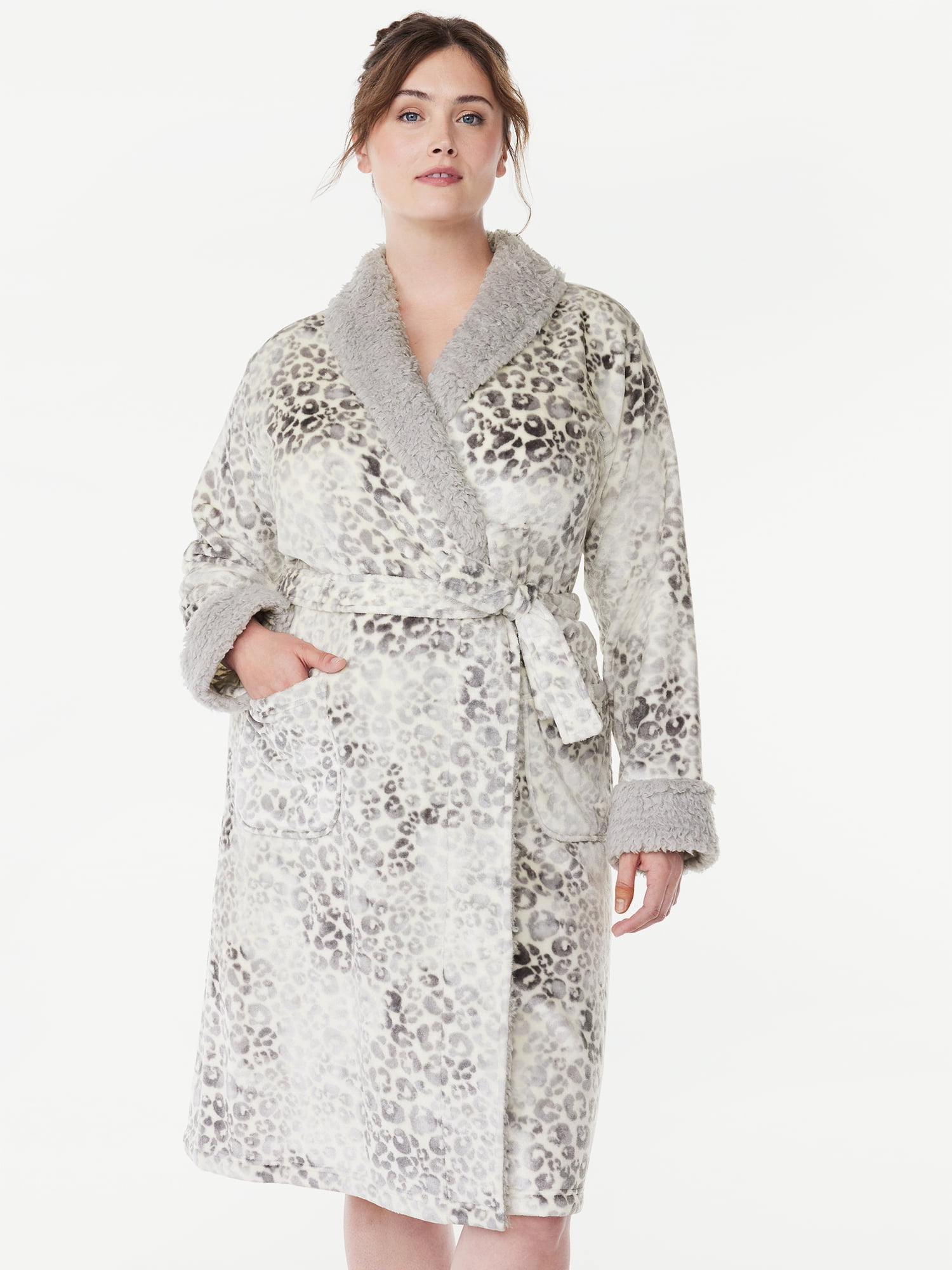 Joyspun Women's Plush Sleep Robe, Size S to 3X - Walmart.com