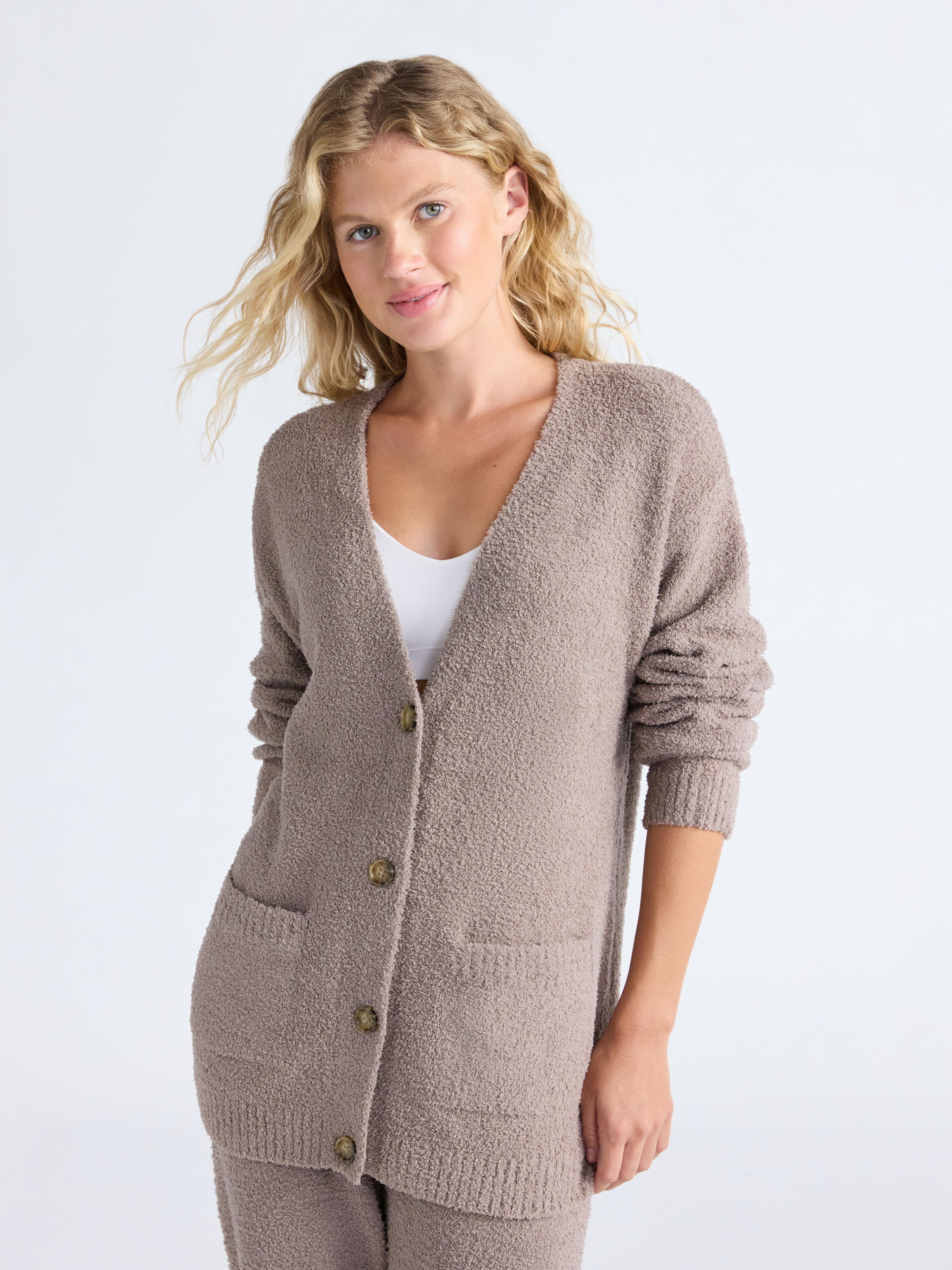 Joyspun Women's Fuzzy Front Pocket Cardigan, Sizes XS-3X - Walmart.com