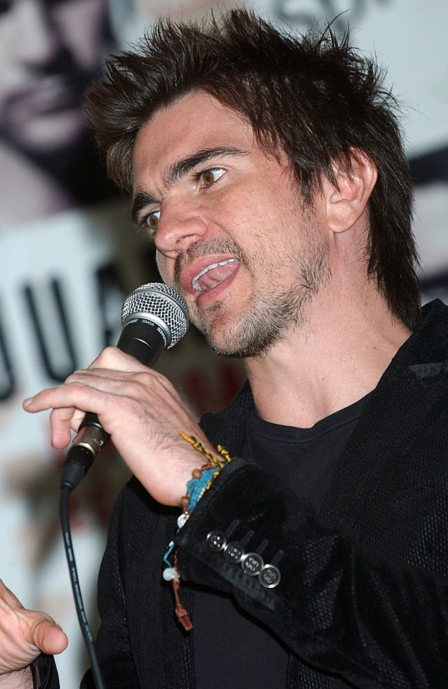 Juanes At The Press Conference For Juanes New Album Launch La Vida ...