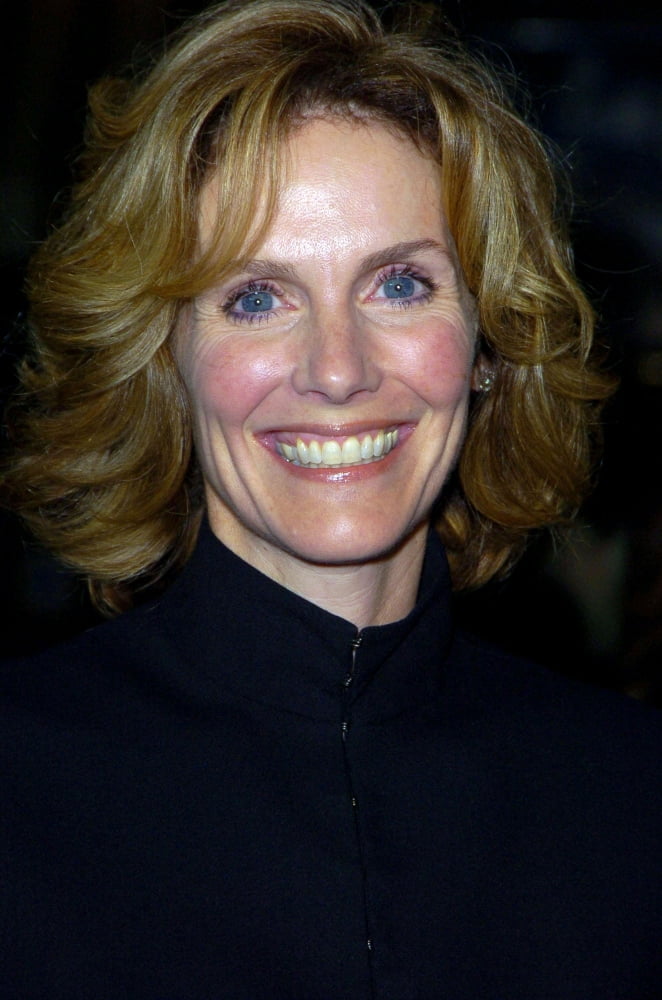 Julie Hagerty At Arrivals For Just Friends Premiere, Mann'S Village ...