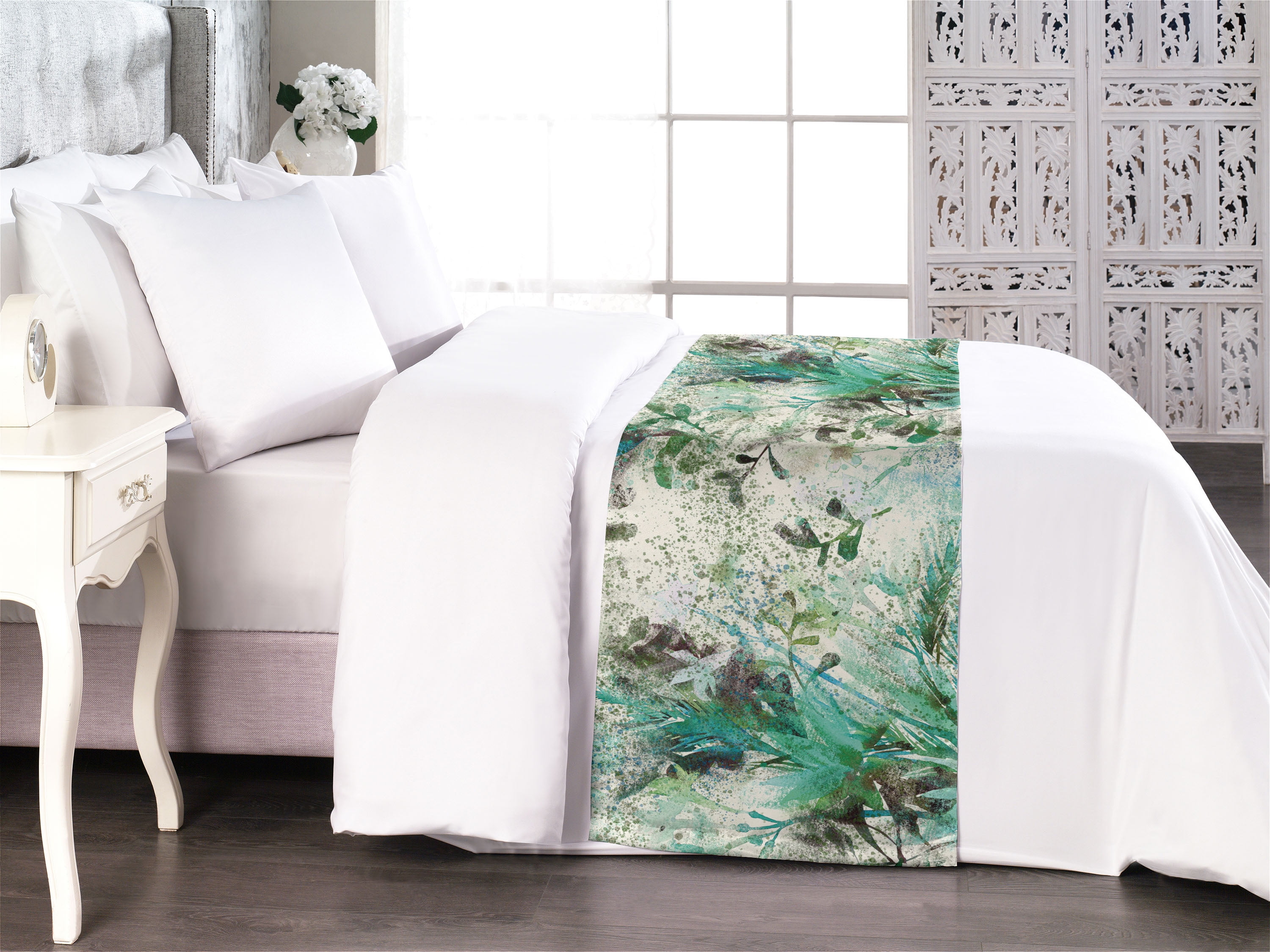 Jungle Design Bed Runner, Grunge Forest Colors Leaves Greenery ...