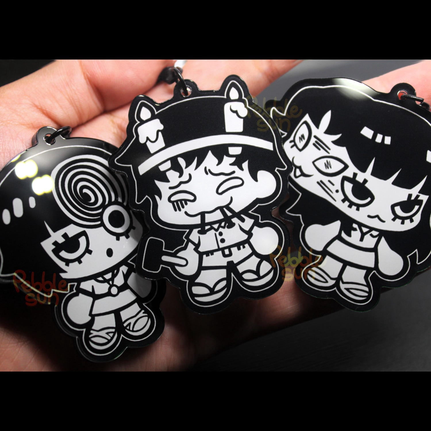 Junji Ito Character Keychain: Double Sided Acrylic (6.5 cm) (1 keychain ...