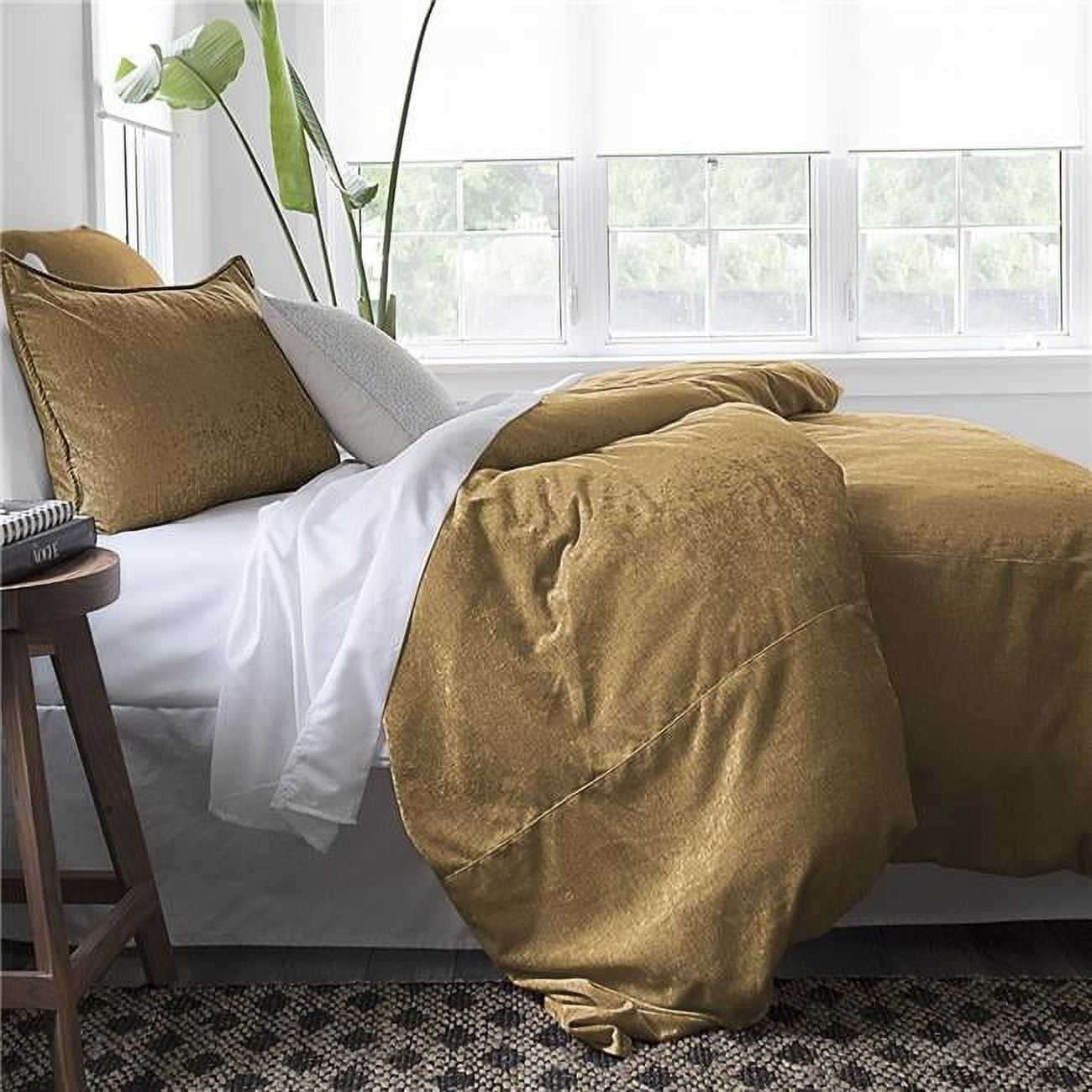 Juno Velvet Comforter & 2 Pillow Shams Set, Gold - Super King Size - 3 ...