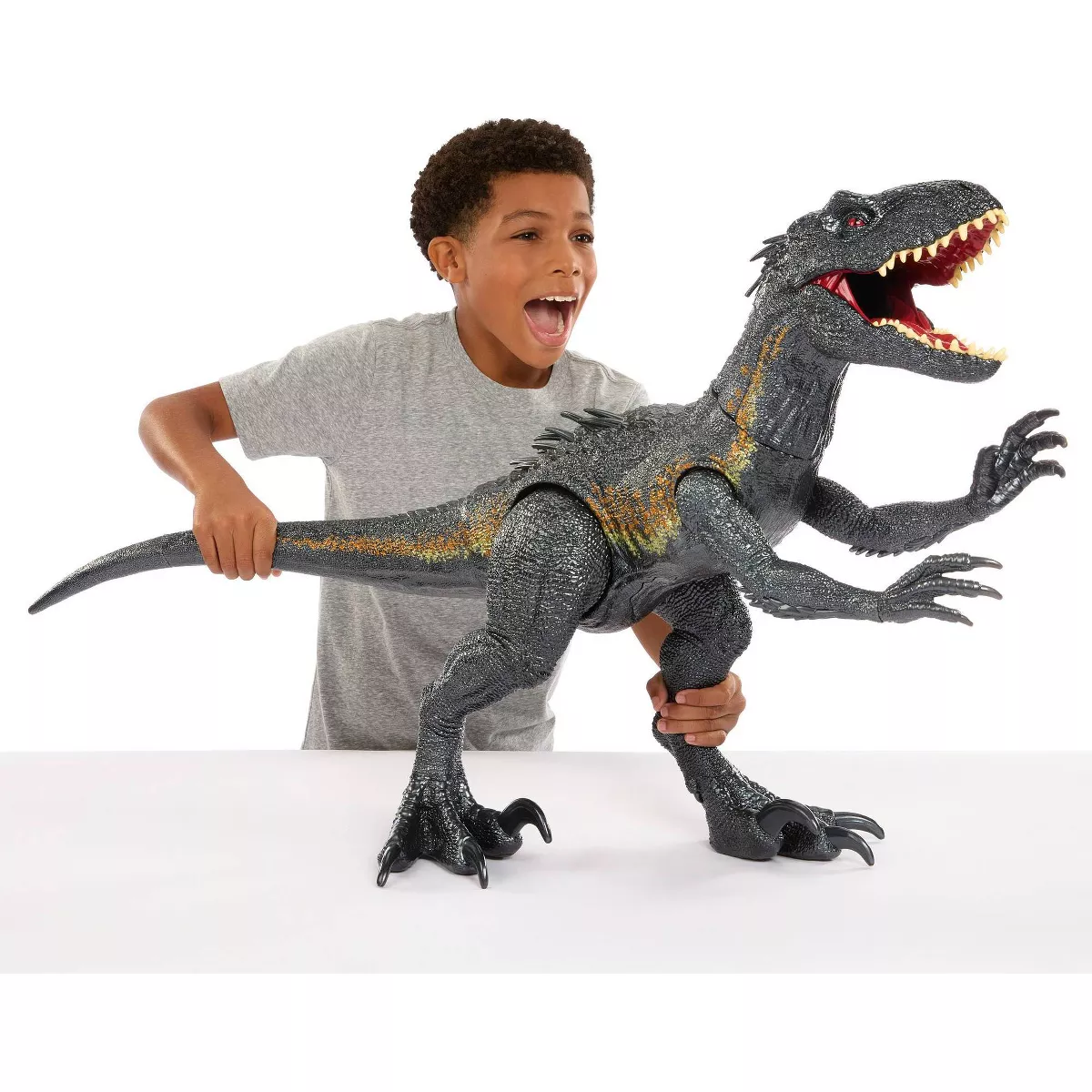Jurassic World: Fallen Kingdom Dinosaur Toy, Super Colossal Indoraptor ...