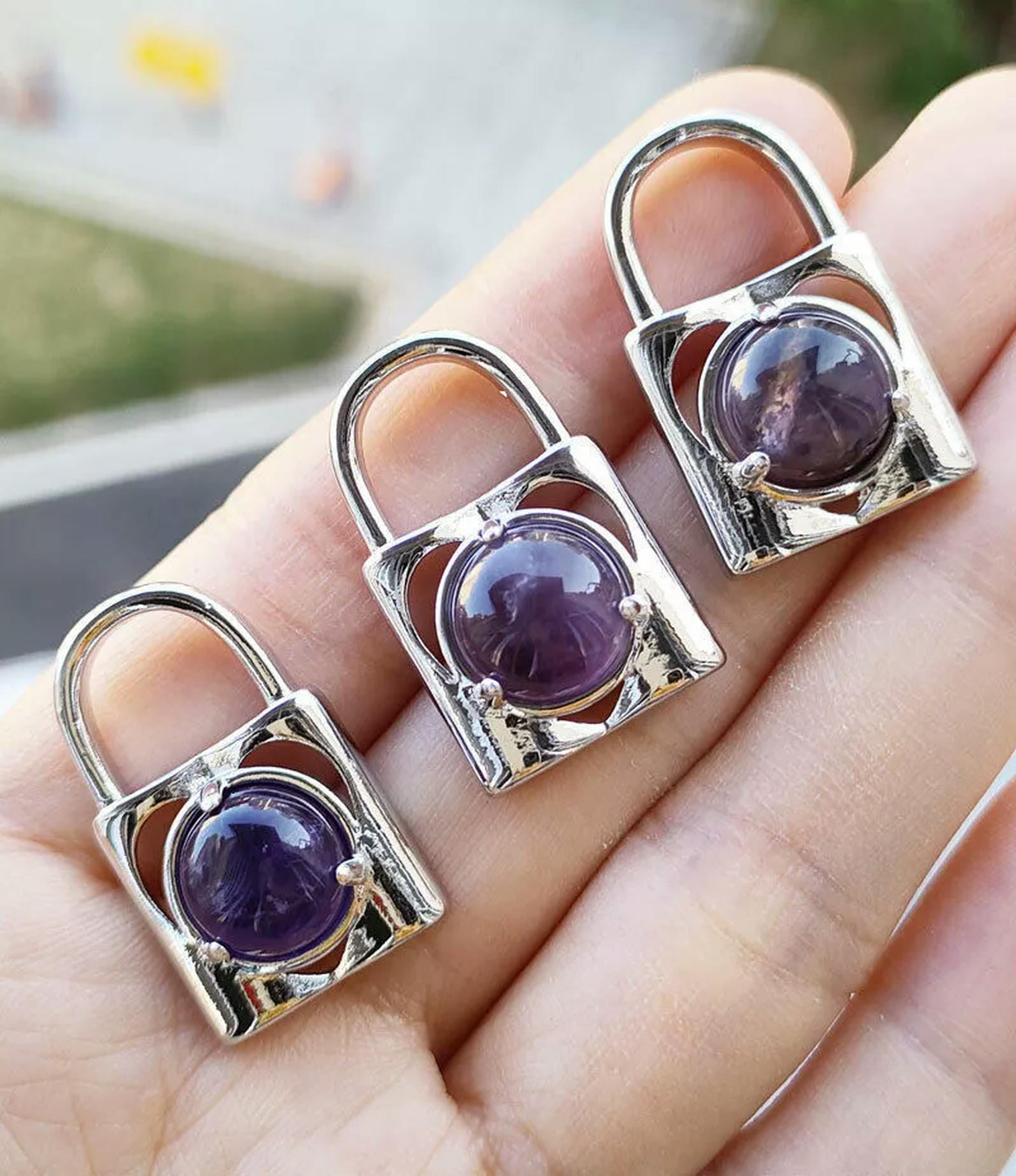 K-KED 10pcs Amethyst Gems stone Lock Pendants Prism Magic Reiki Healing ...