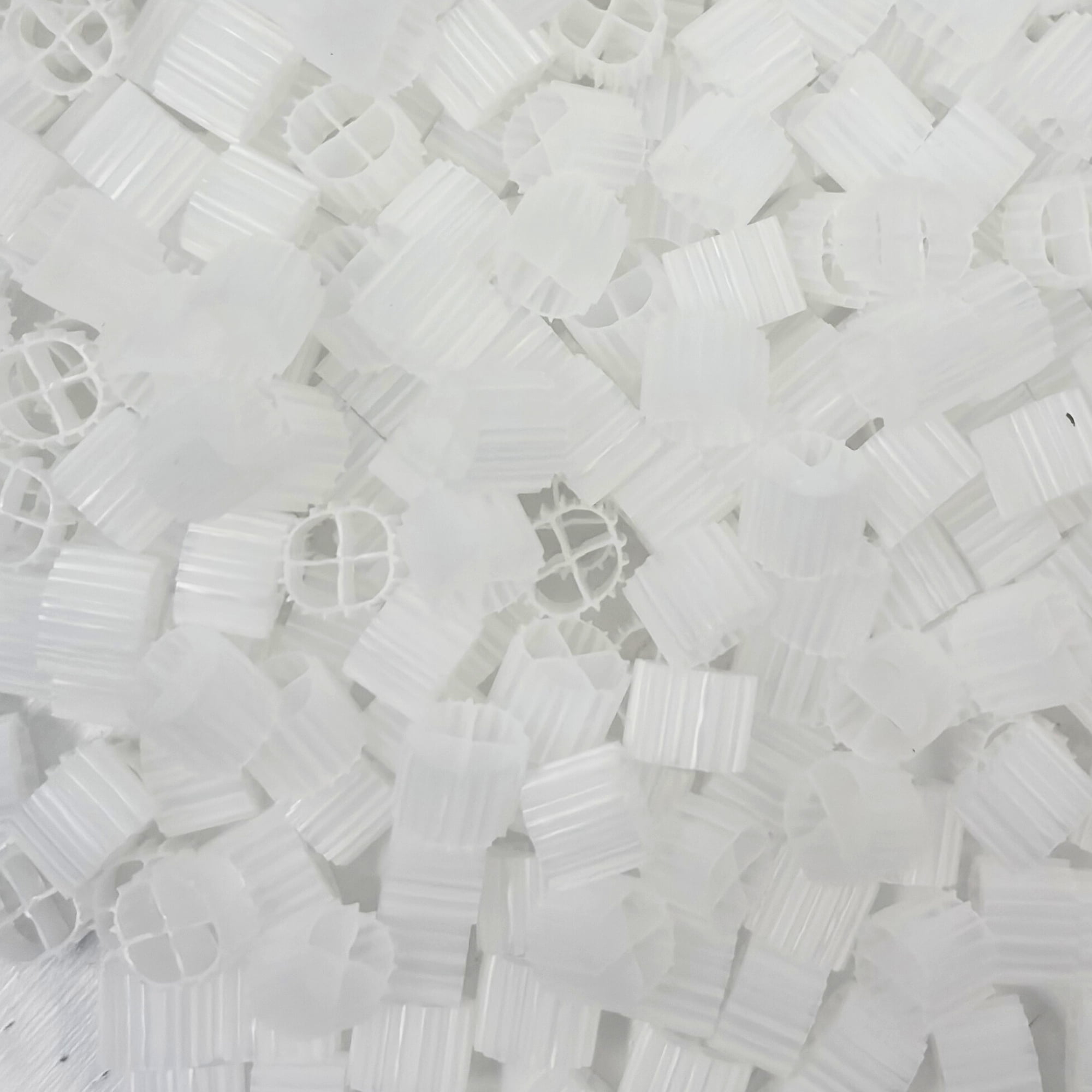 Half Off Ponds K1 Bio Filter Media, 2 cu ft Moving Bed Media for Pond ...