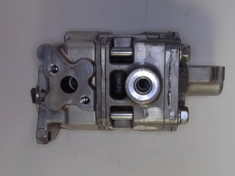 K7711-34106 PUMP ASSEMBLY fits KUBOTA (New OEM) - Walmart.com