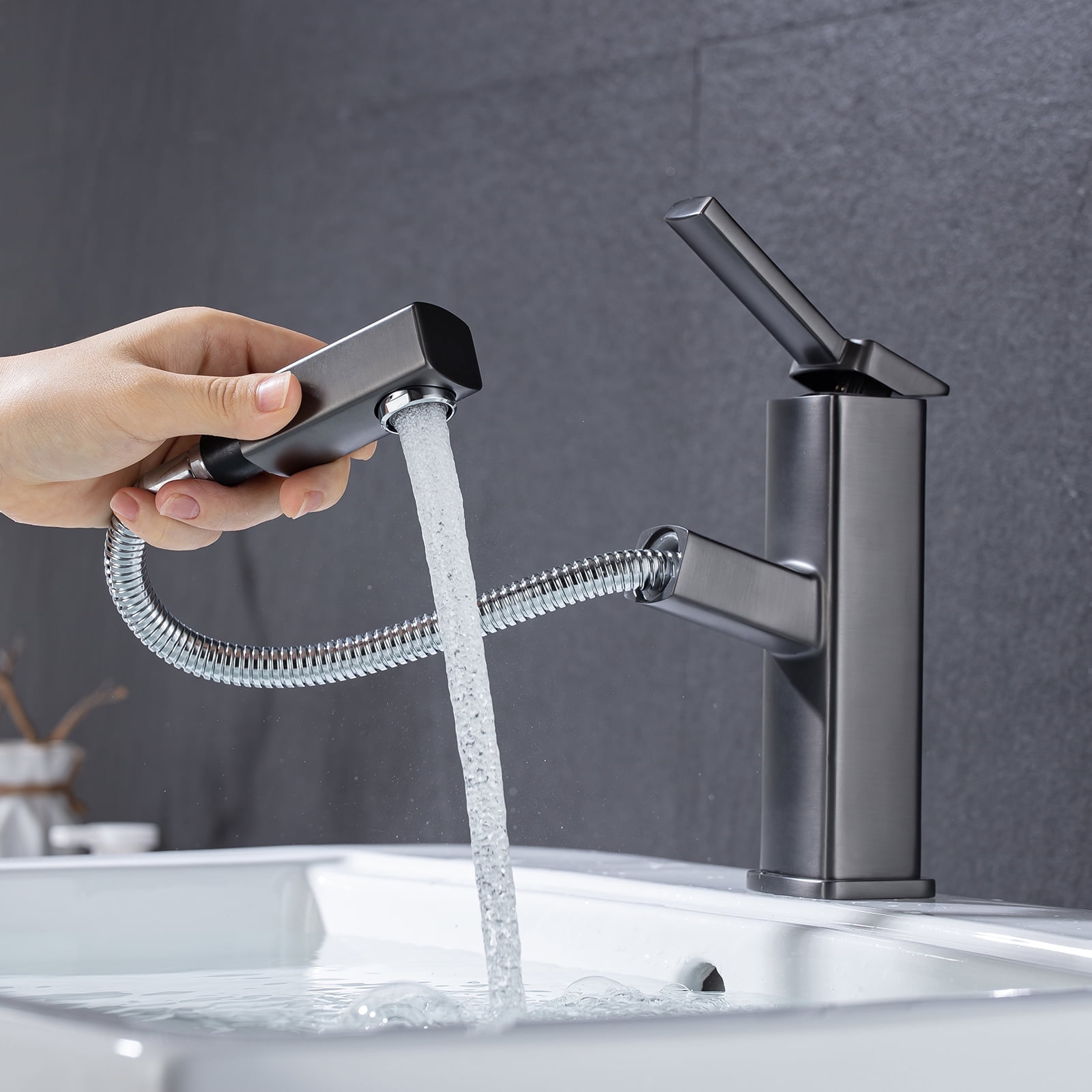 KAIYING Single Handle Bathroom Sink Faucet with Pull Out Sprayer ...
