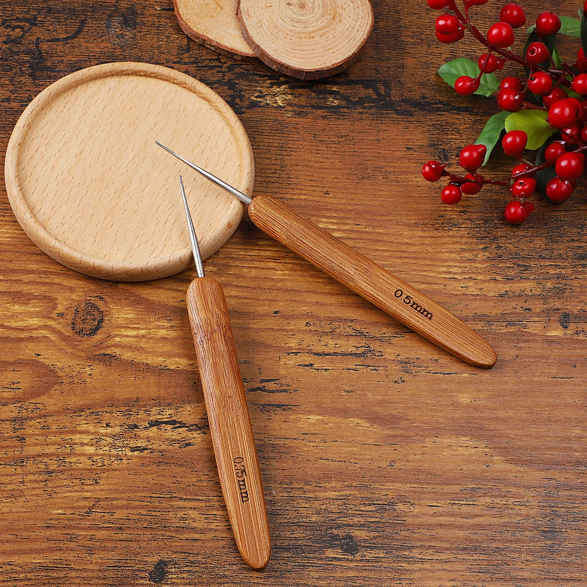 KALLORY 2Pcs Wood Crochet Hooks for Knitting Shoes Light Brown ...