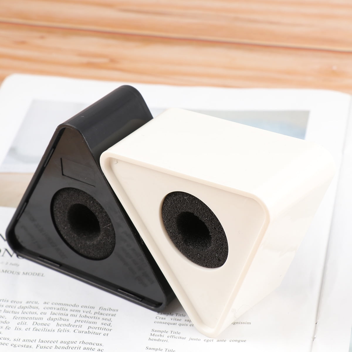 KALLORY 2Set Triangular Microphone Logo Stand Abs Black White for ...