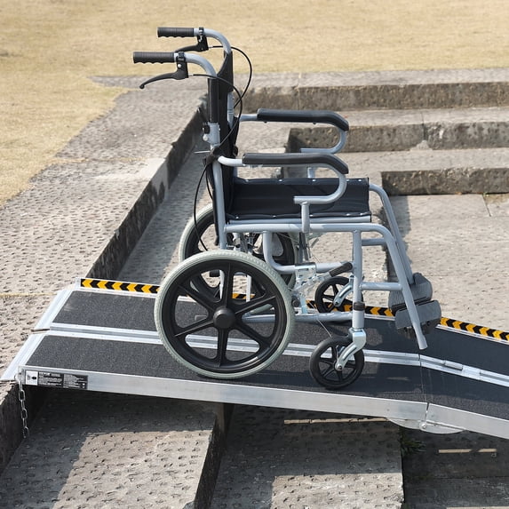 KFFKFF Folding Wheelchair Ramp, 7 ft, 800 lbs Capacity, Aluminum ...